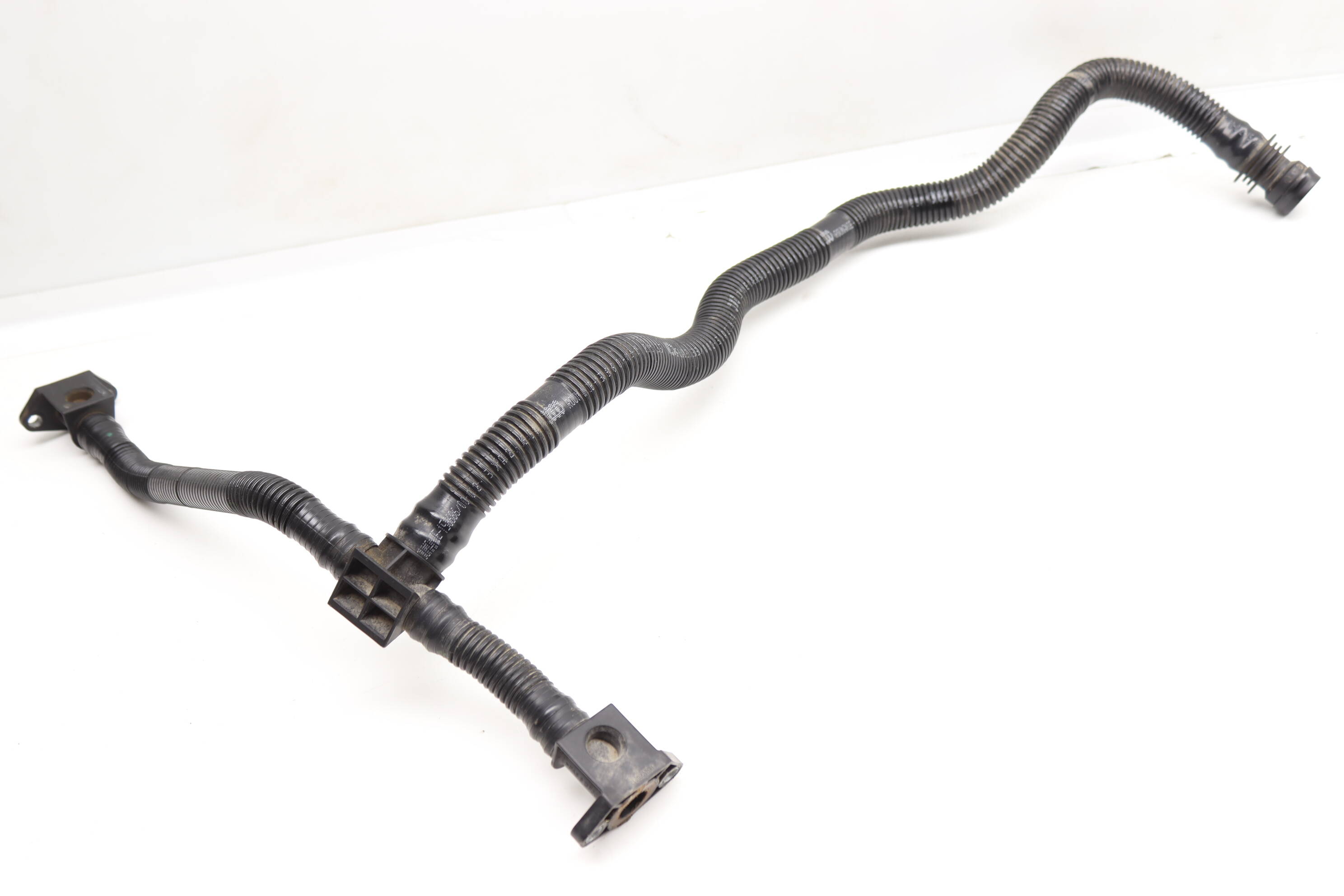 Audi Egr Combi Valve Hose / Line 06E131848G