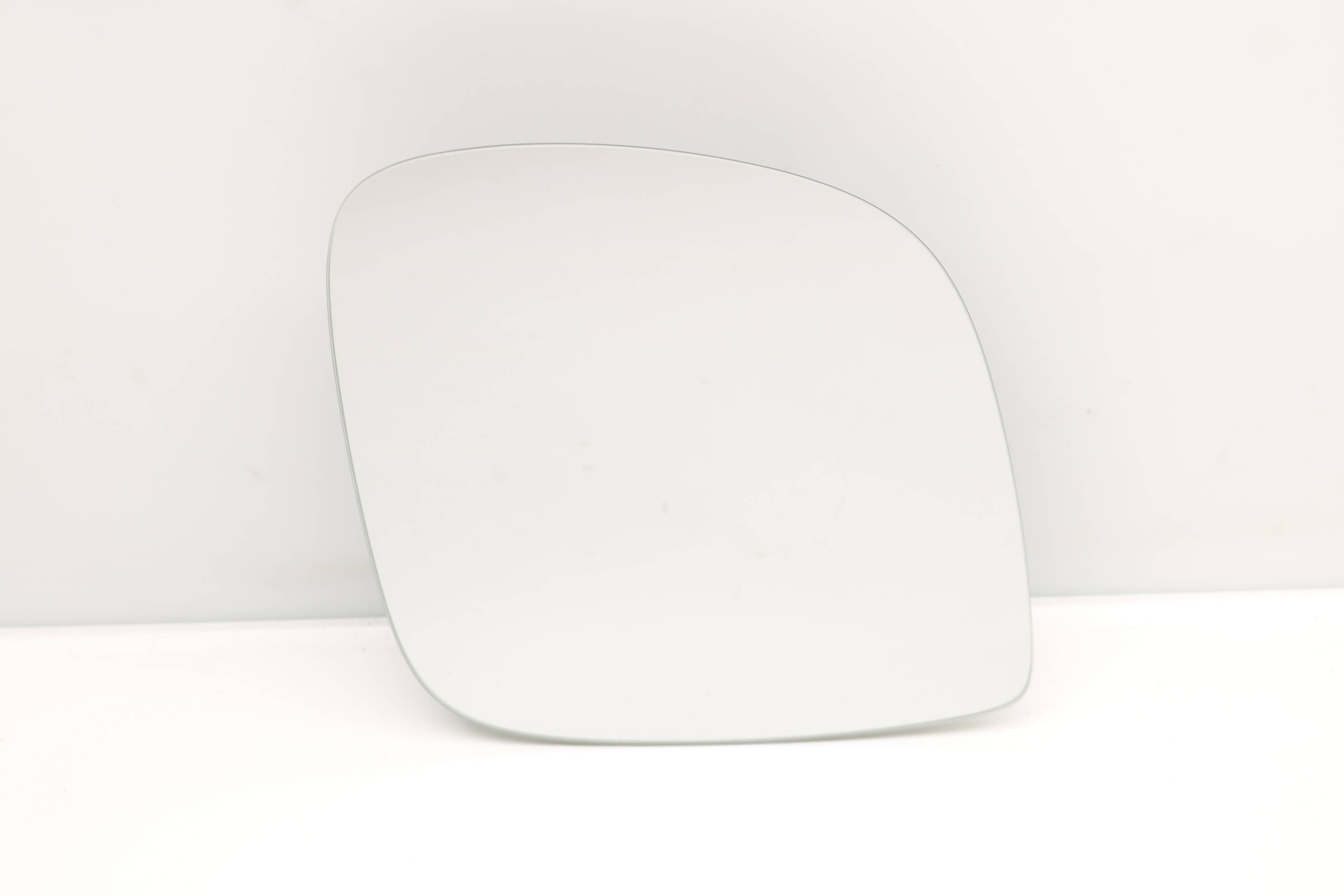 LEFT - SIDE VIEW MIRROR GLASS - VW TOUAREG - 7L6857521J