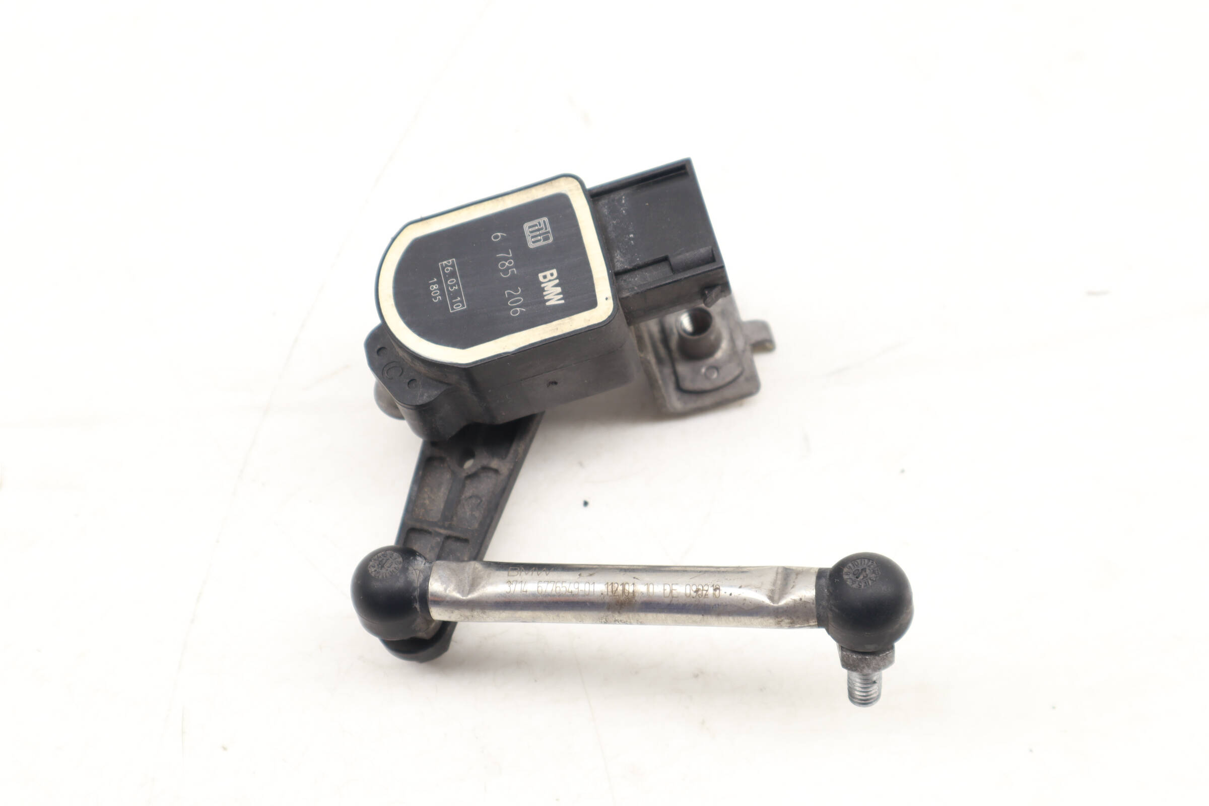 BMW Front Headlight Level Sensor (X5, X6) 37146785206