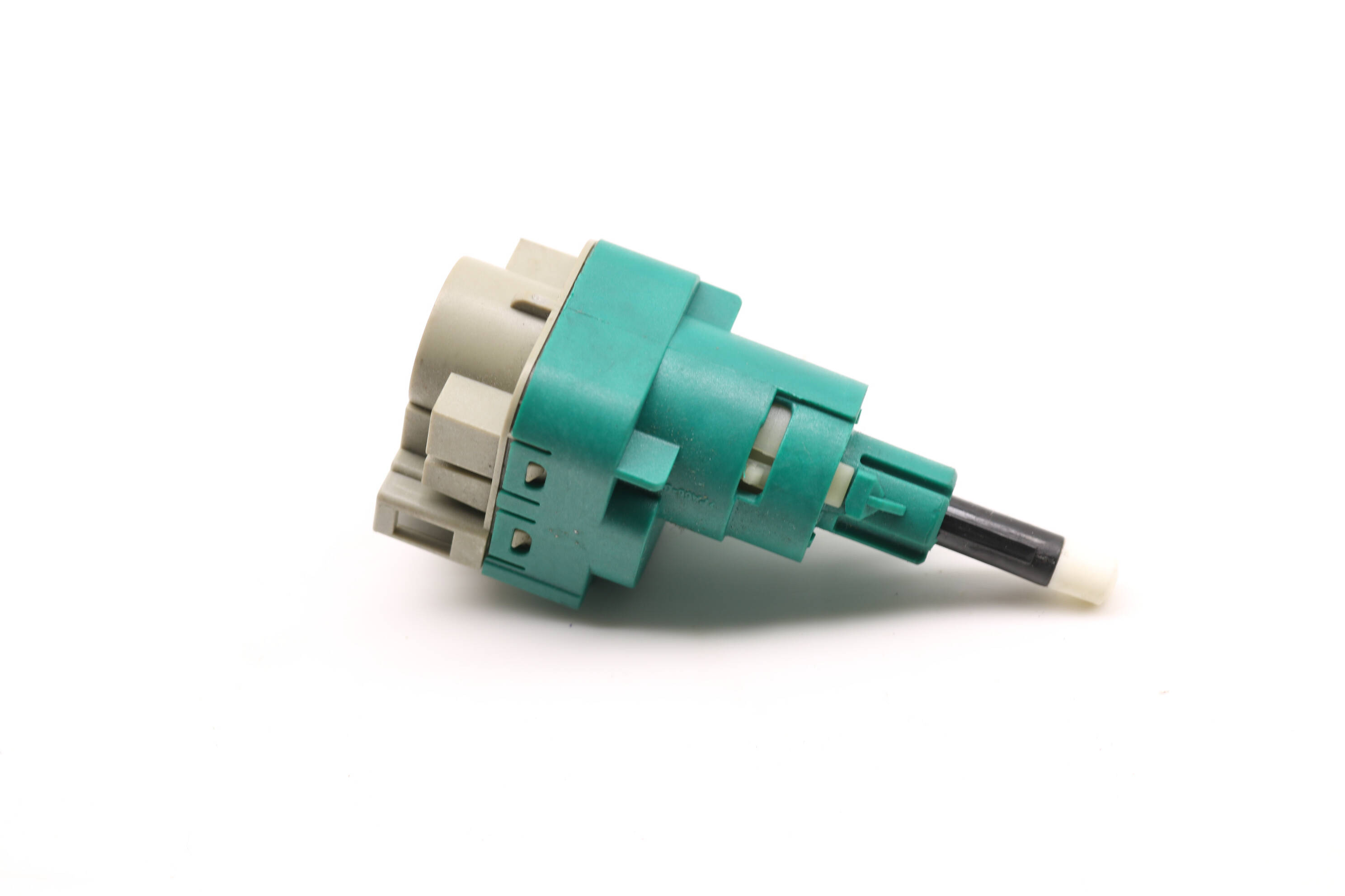 Audi Brake Light Switch (A8 Quattro, S8, Q7) 7L6945511