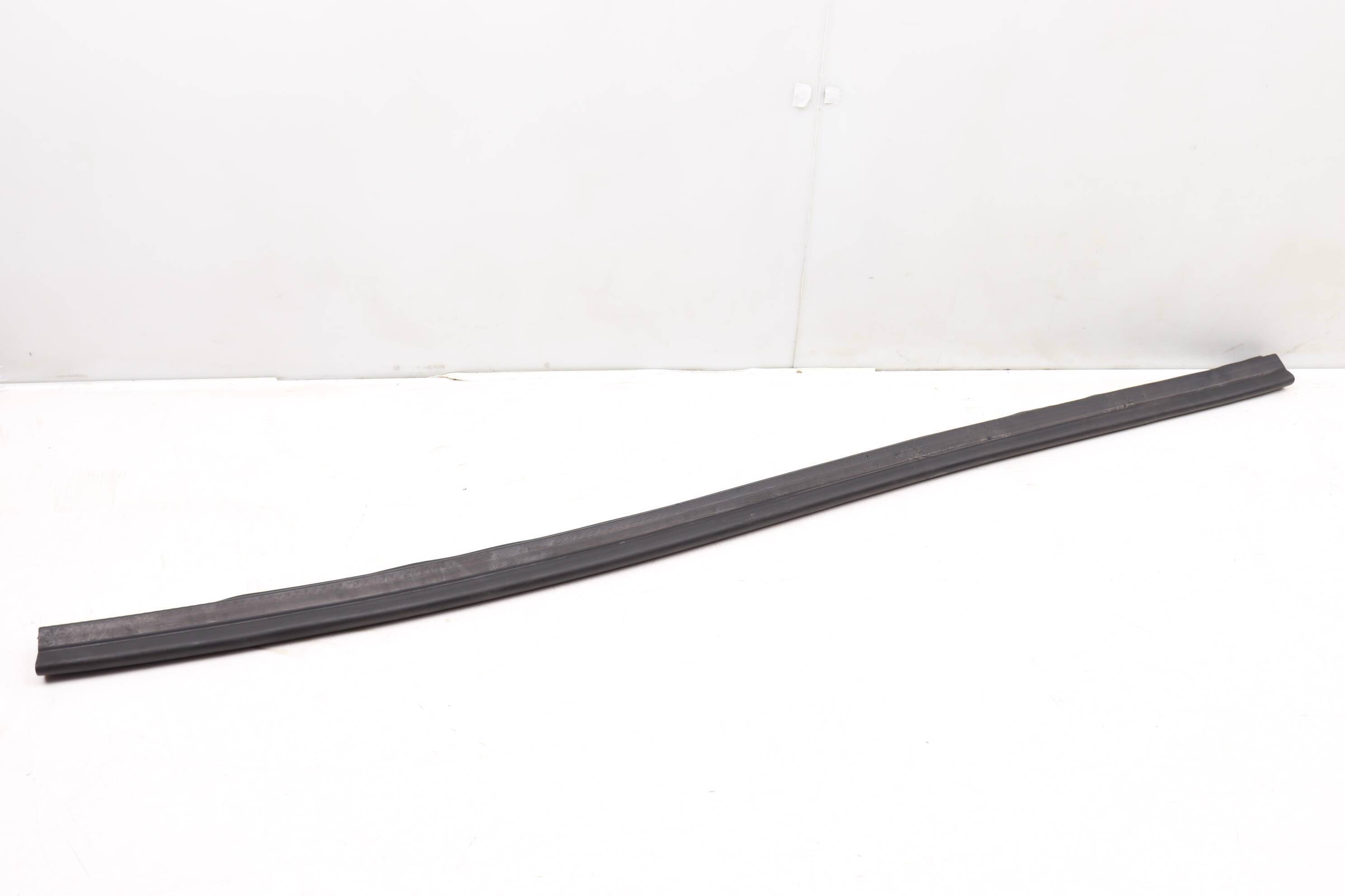 Audi Firewall Engine Bay Weather Stripping Seal / Gasket