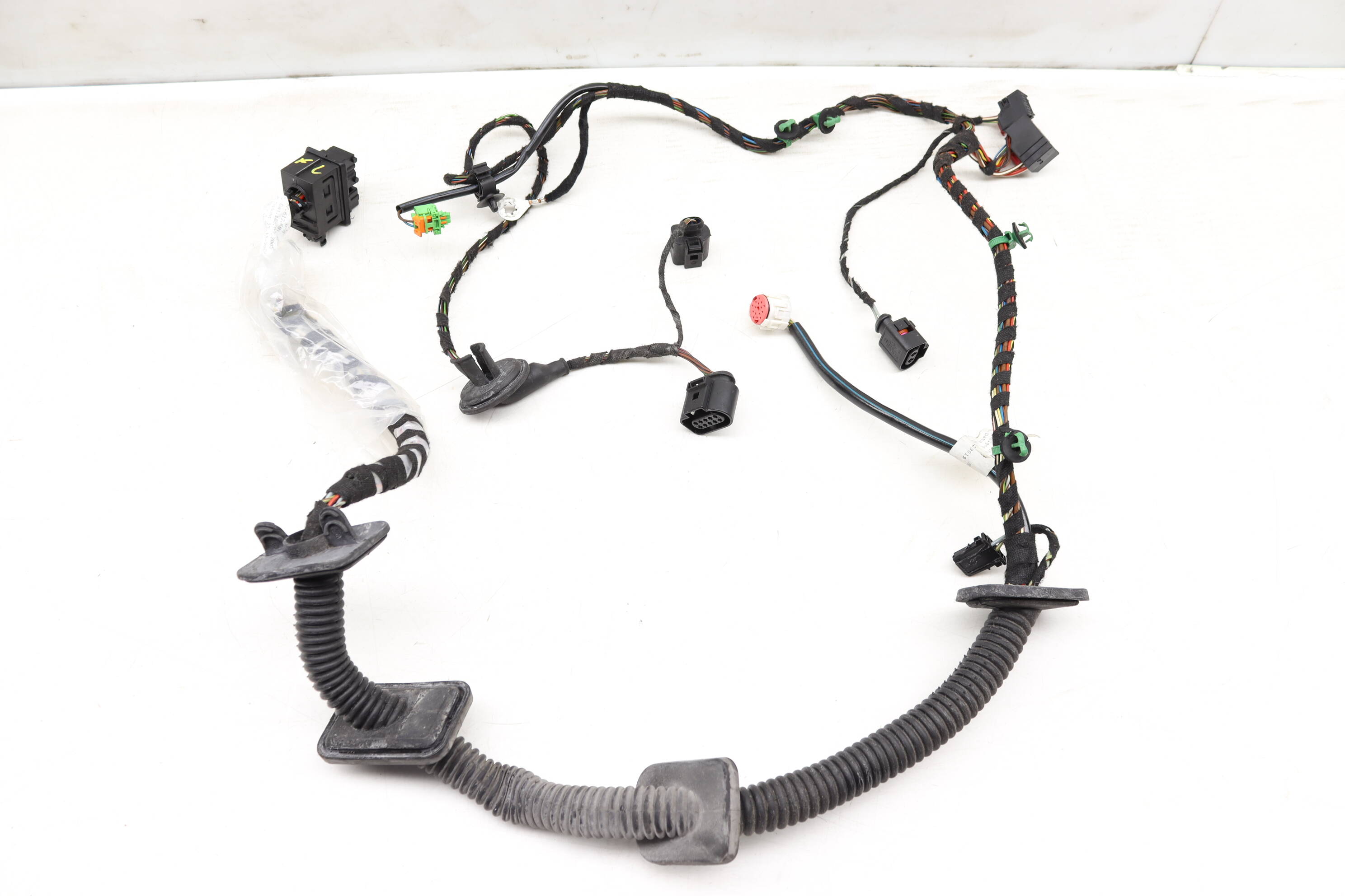 Porsche Front Left Door Wiring Harness 99761261107