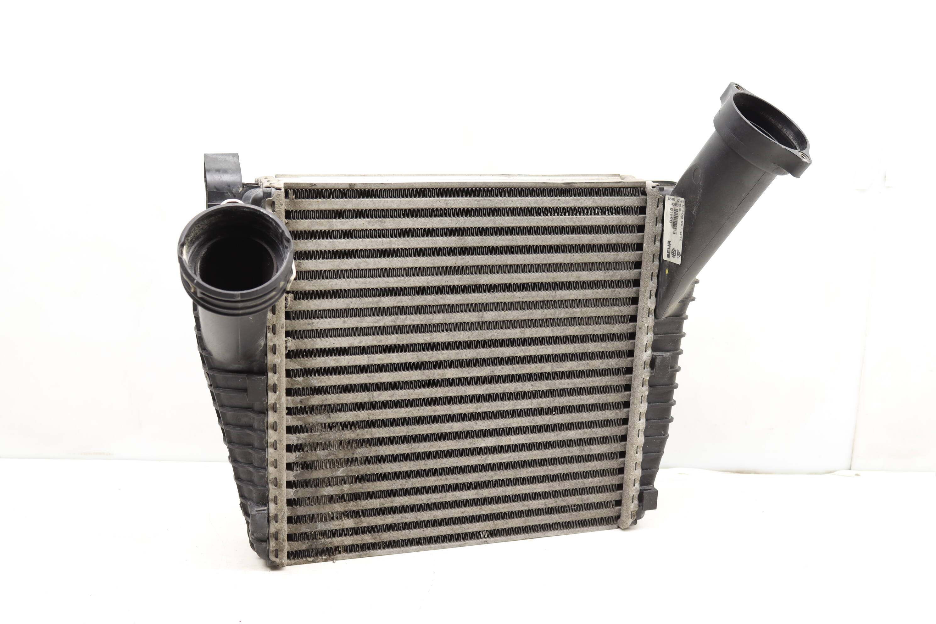 RIGHT - TURBO INTERCOOLER - PORSCHE CAYENNE VW TOUAREG - 7L0145804A