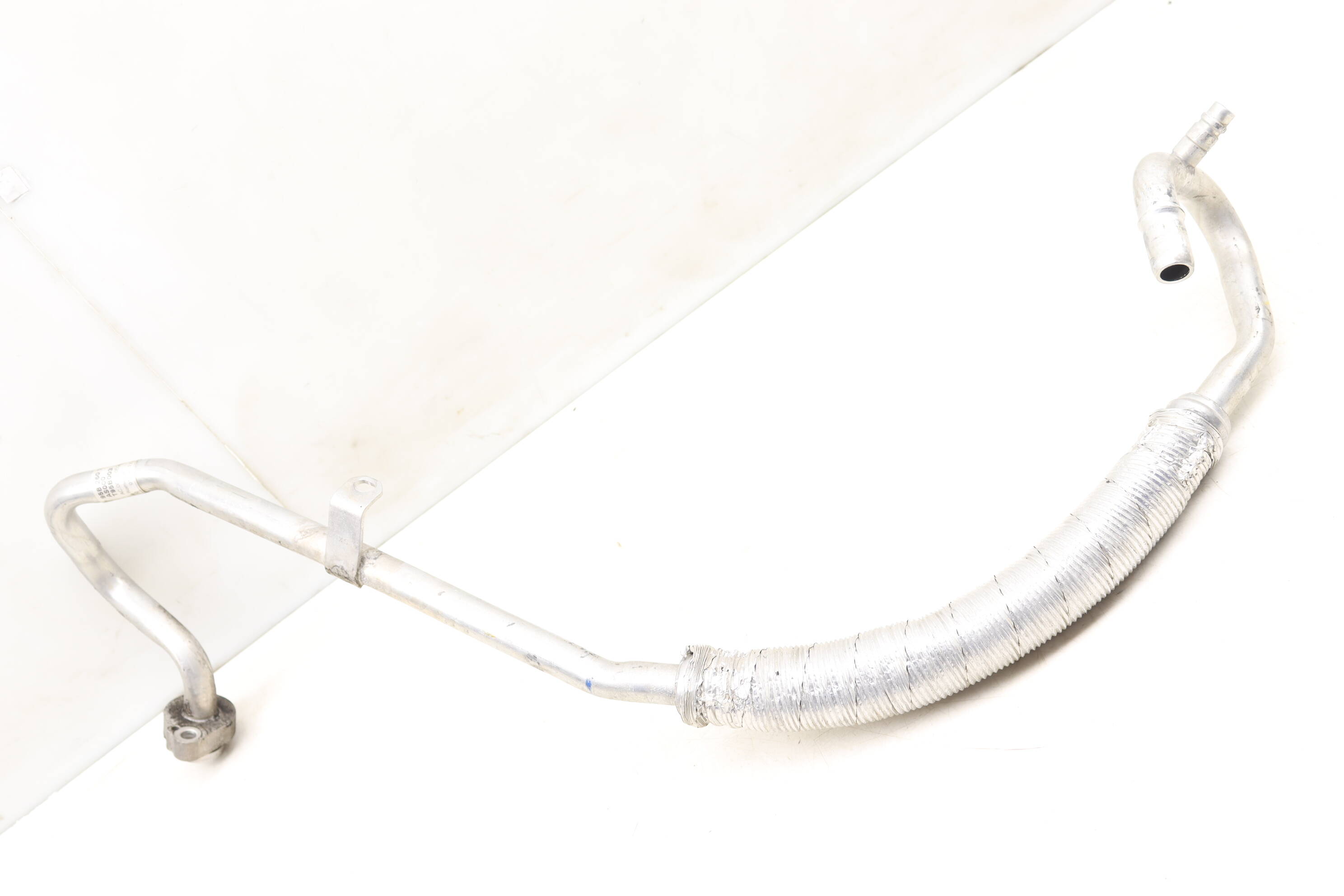 Porsche Ac Line / Pipe (Macan) 95B260707E