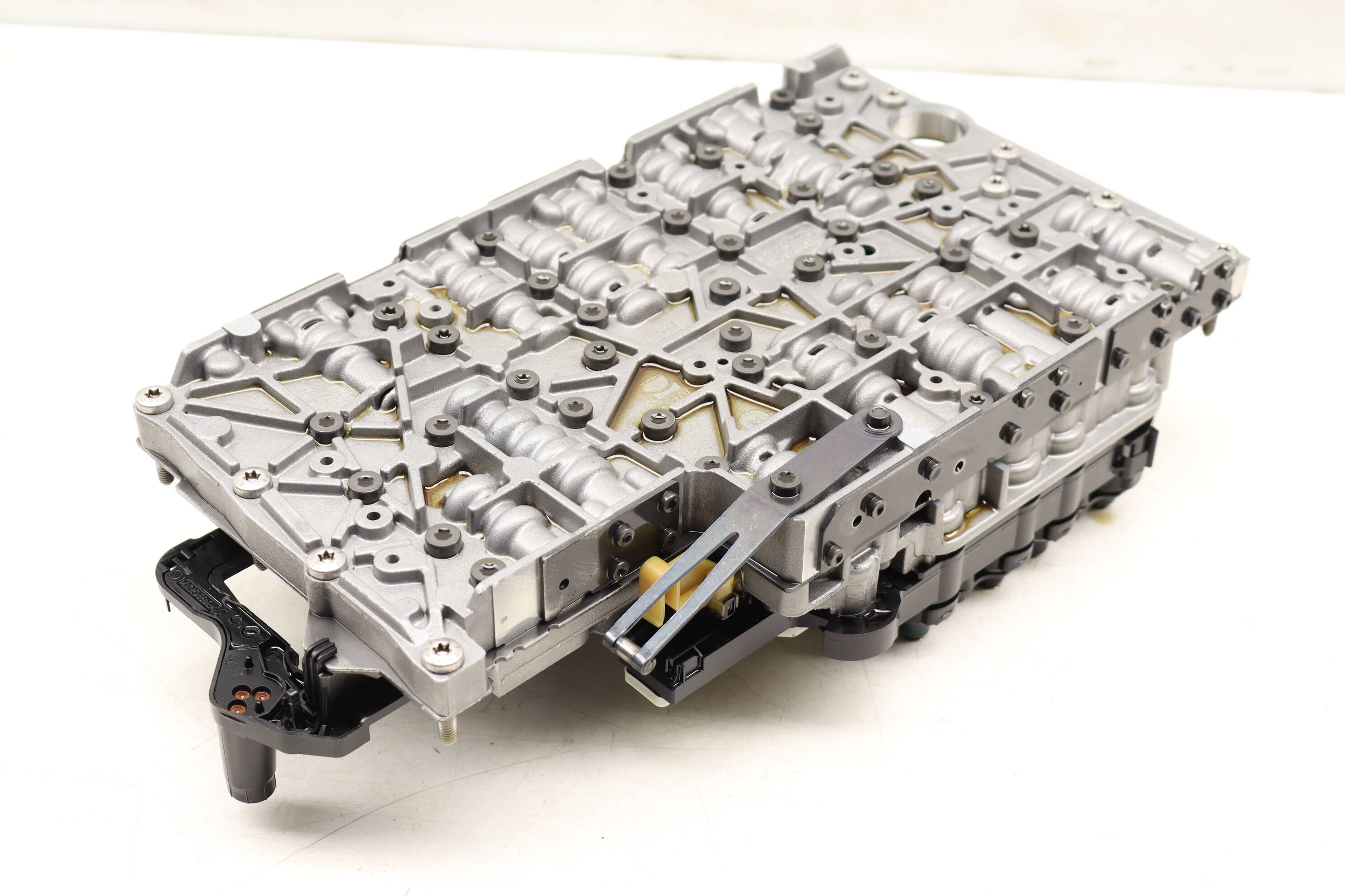 Mercedes-Benz Transmission Valve Body / Mechatronic 2202700060