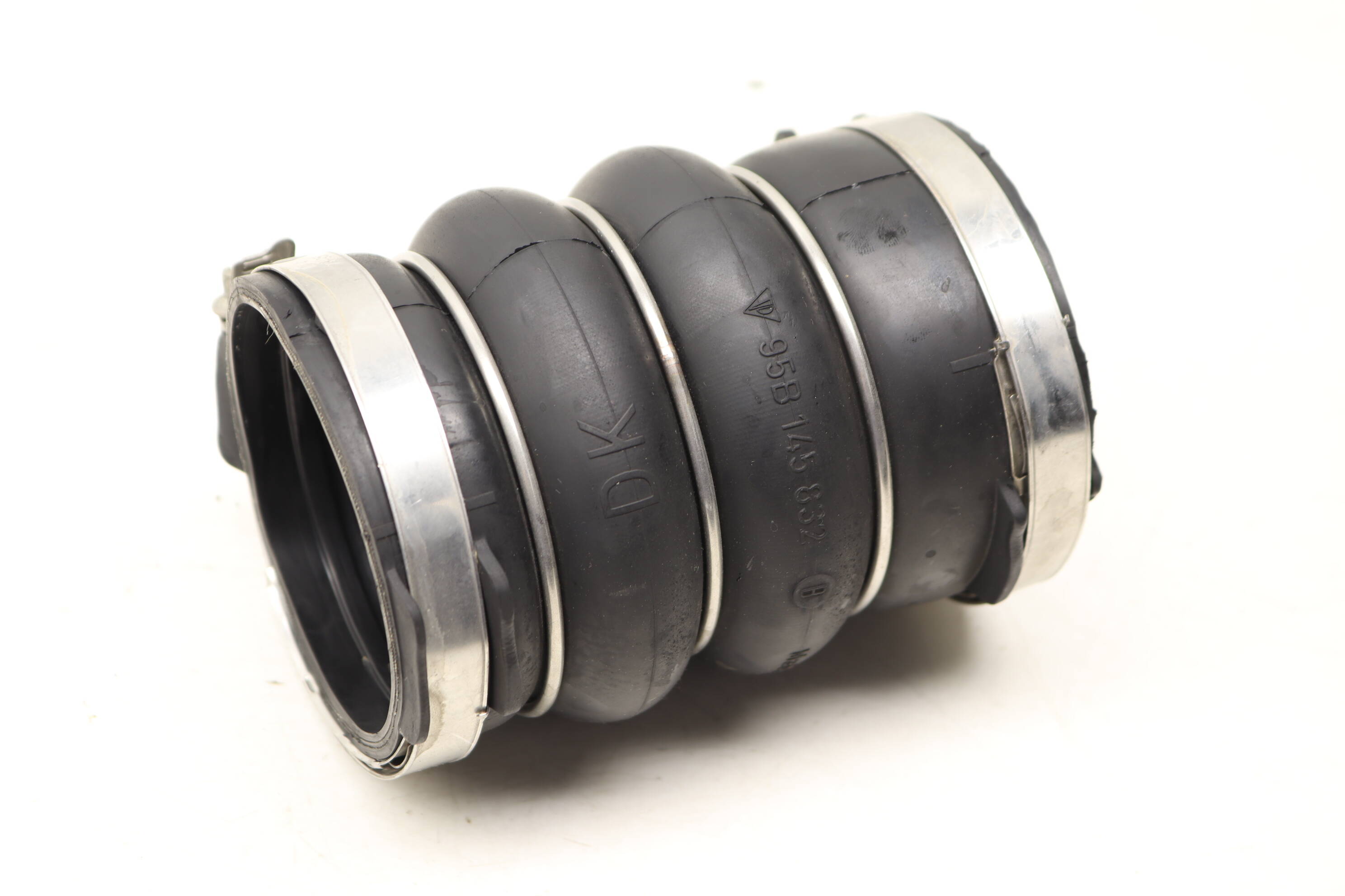 Porsche Turbo Intercooler Hose (Macan) 95B145832B