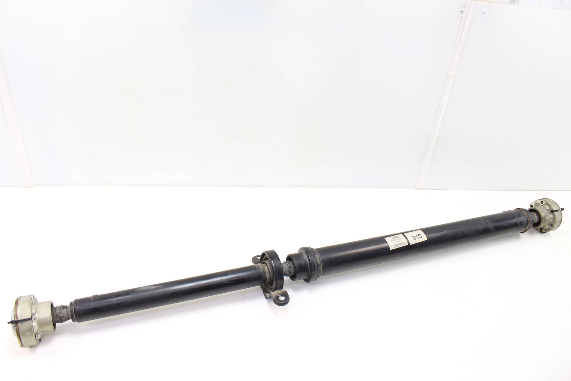 Audi Rear Driveshaft / Drive / Propeller Shaft (Q7) 7L8521102M