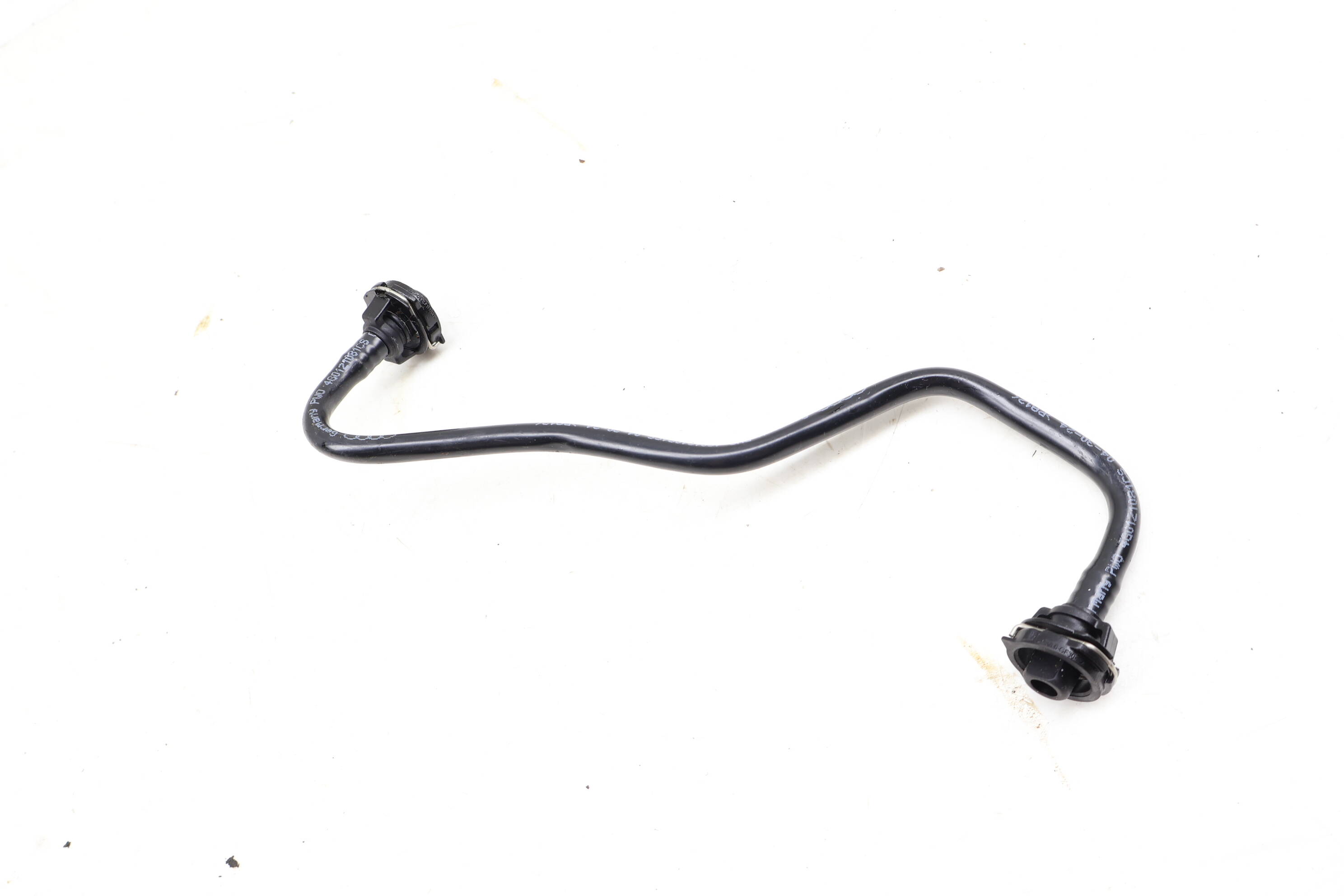 Audi Rear Left Coolant Reservoir Breather Hose / Line 4G0121081CS