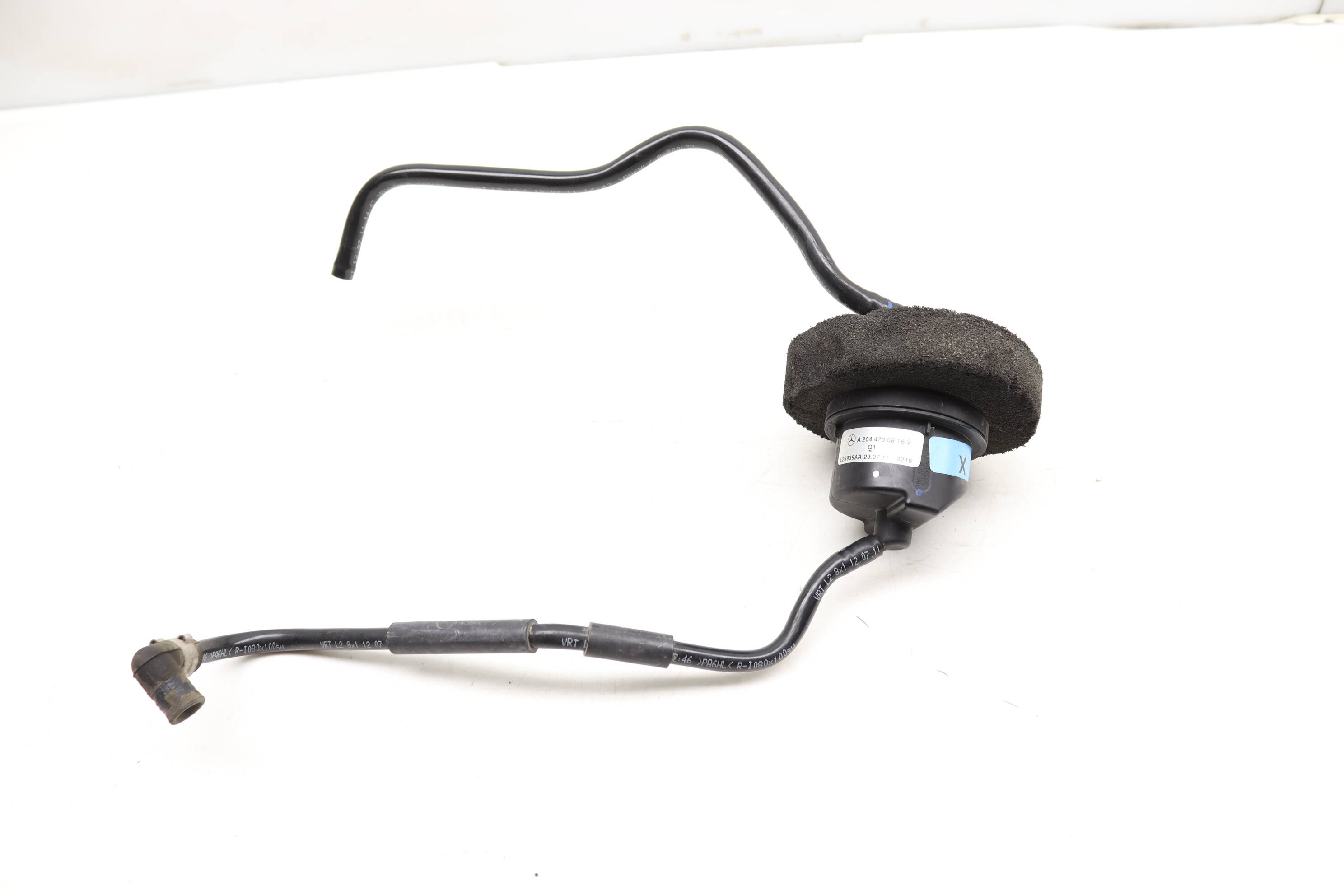 Mercedes-Benz Evap Line / Valve (GLK350) 2044700816