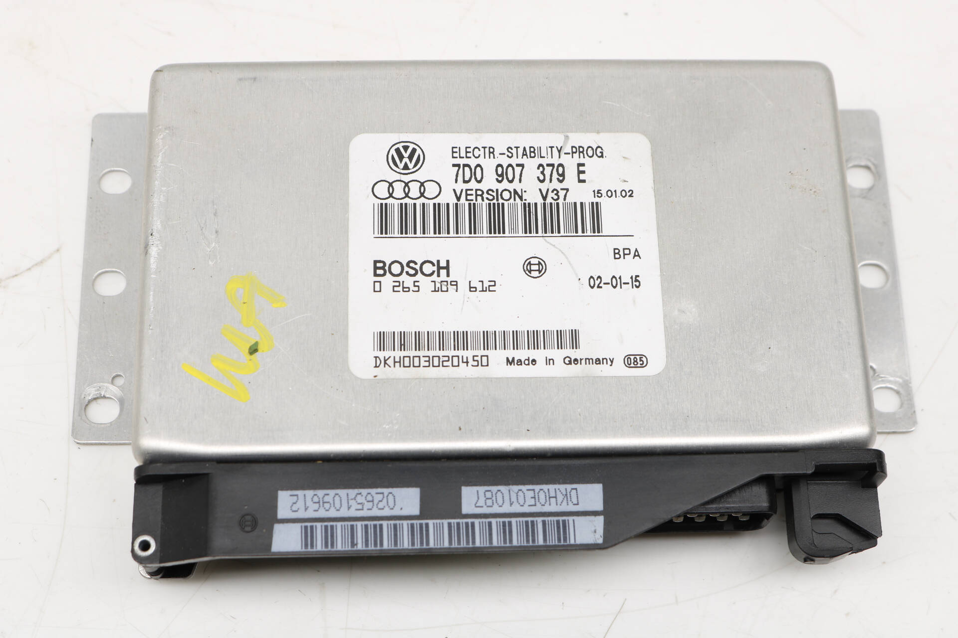 VW Abs Control Module / Computer (EuroVan) 7D0907379E