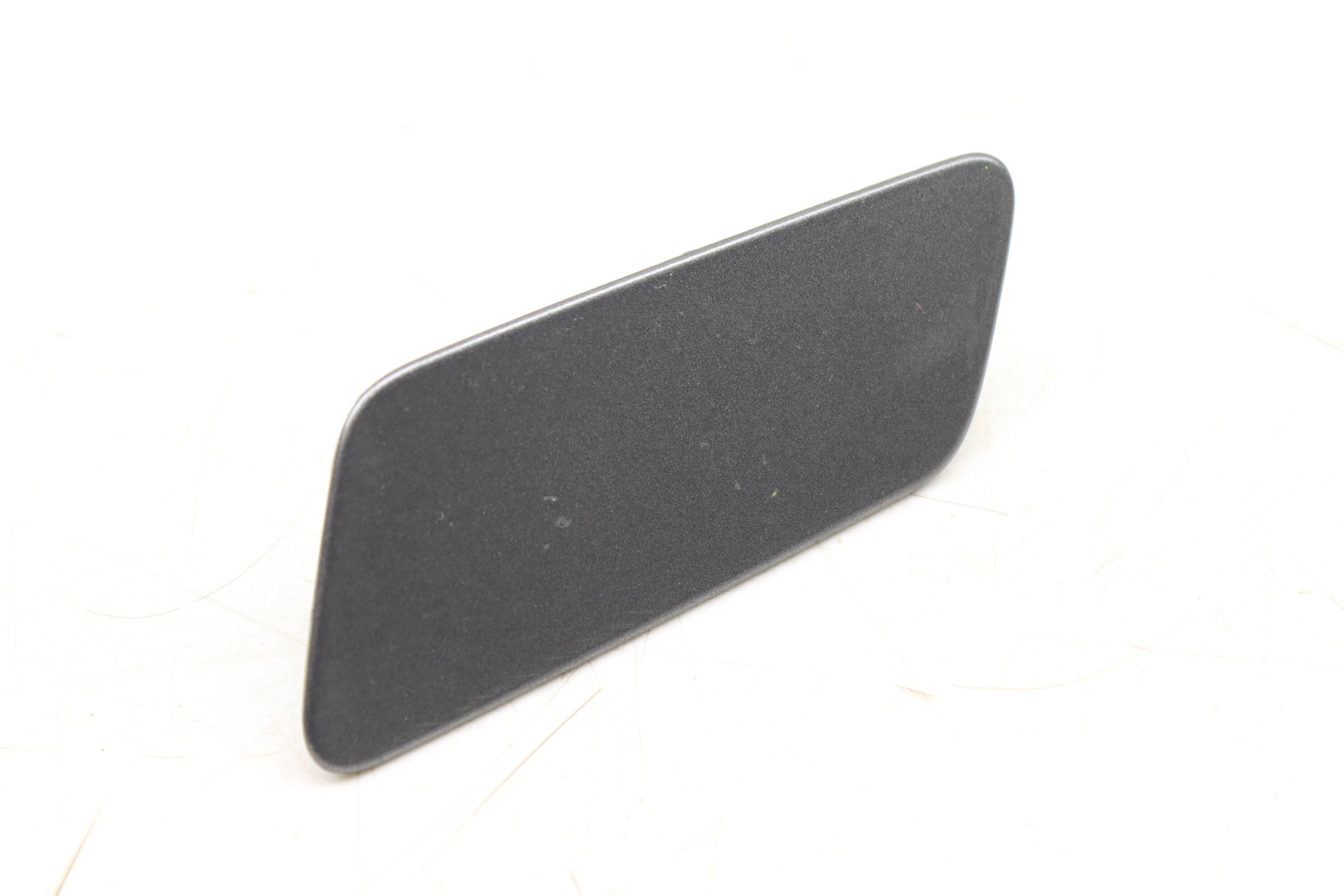 VW Front Left Bumper Cap / Cover (Touareg) 7P6807367