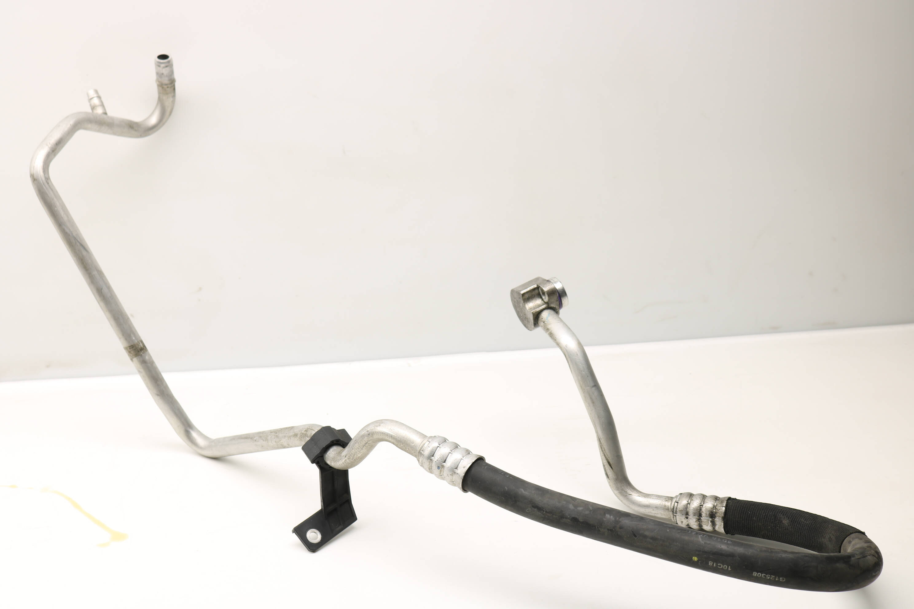 Audi Ac Air Conditioner Hose / Line / Pipe 8K0260707T