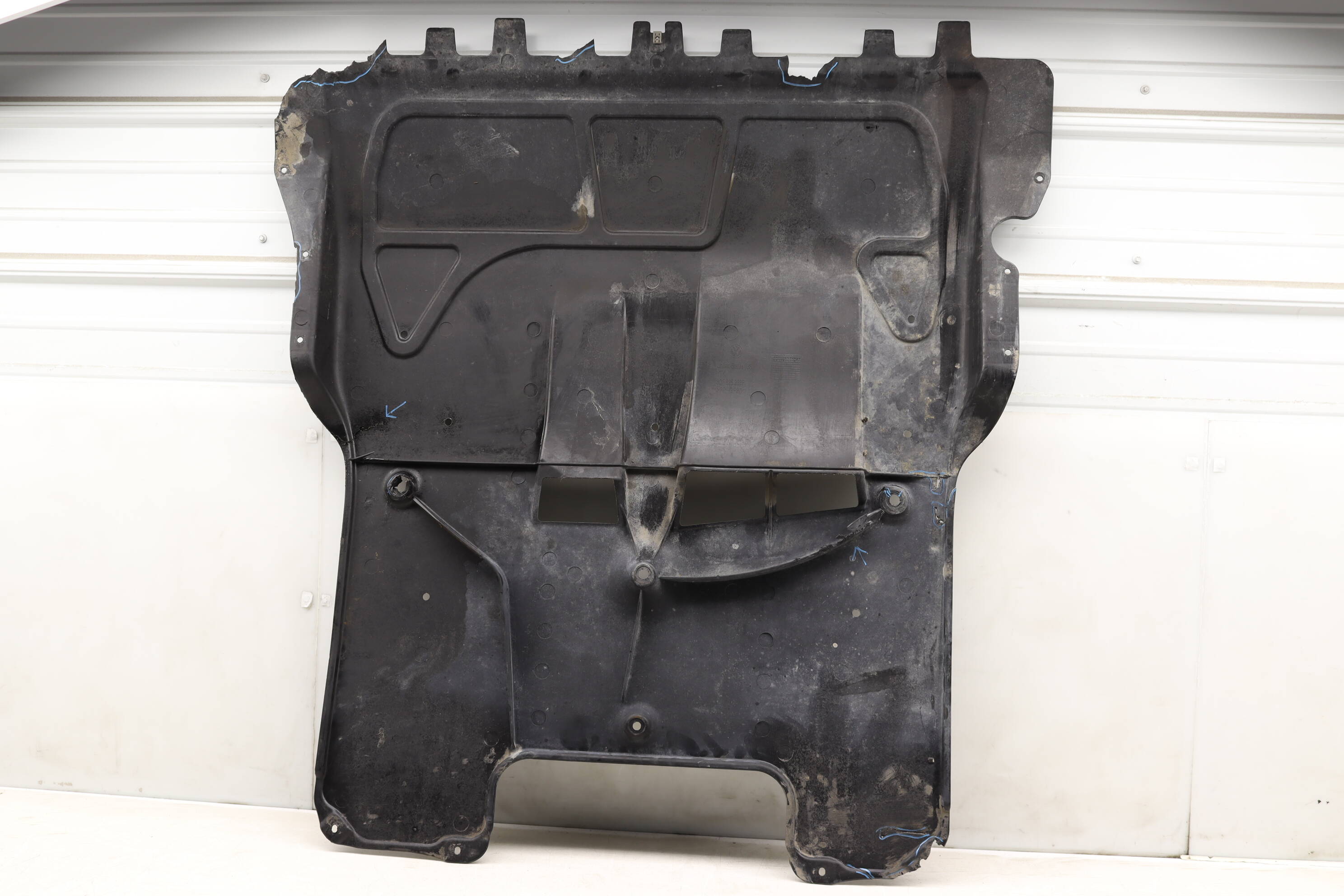 VW Front Belly Pan / Skid Plate / Sound Baffle (Atlas) 3QF825236F