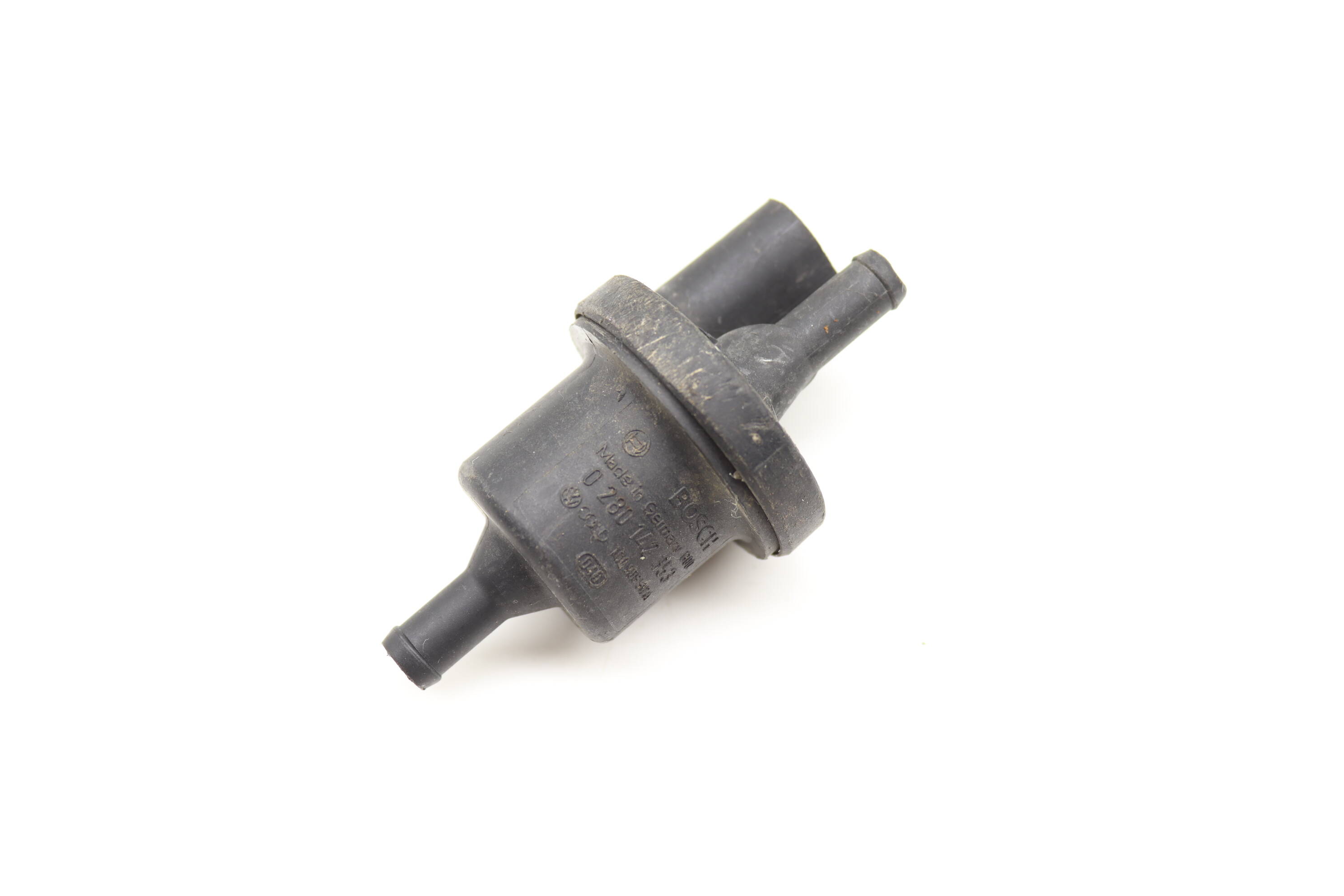 VW Crankcase Purge Solenoid Vent Valve 1C0906517A