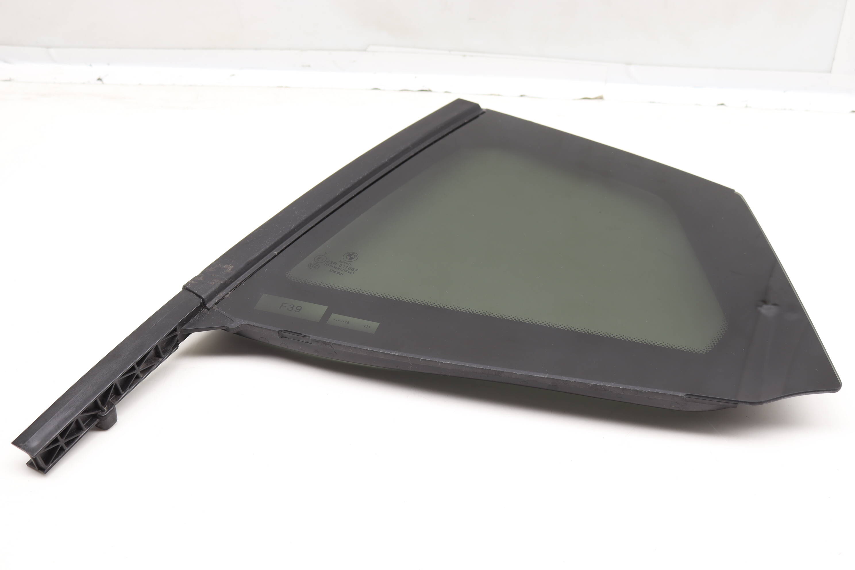 BMW Rear Left Side Quarter Window / Glass (X2) 51377420541