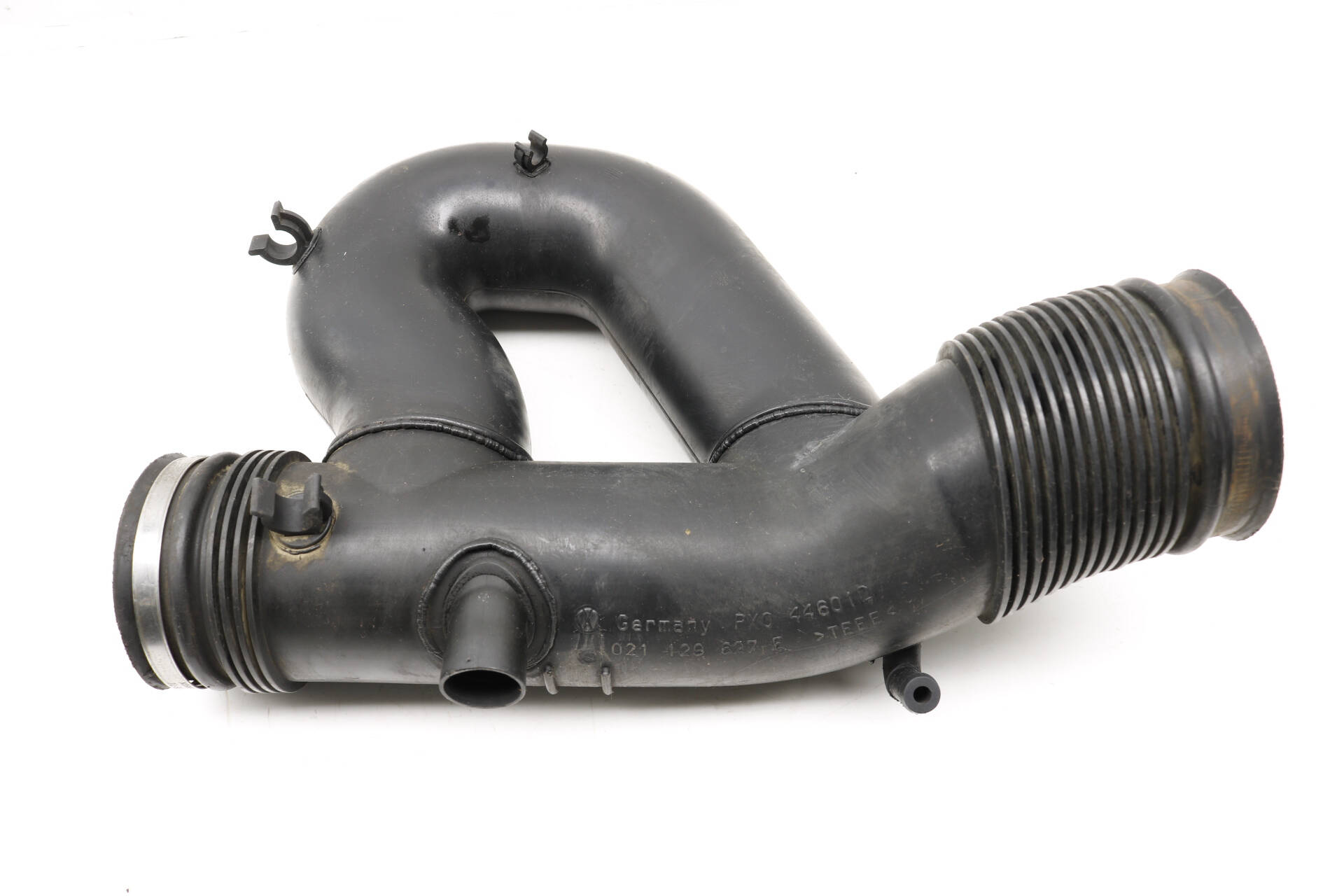ENGINE AIR INTAKE HOSE / DUCT - VW EUROVAN - 021129627E
