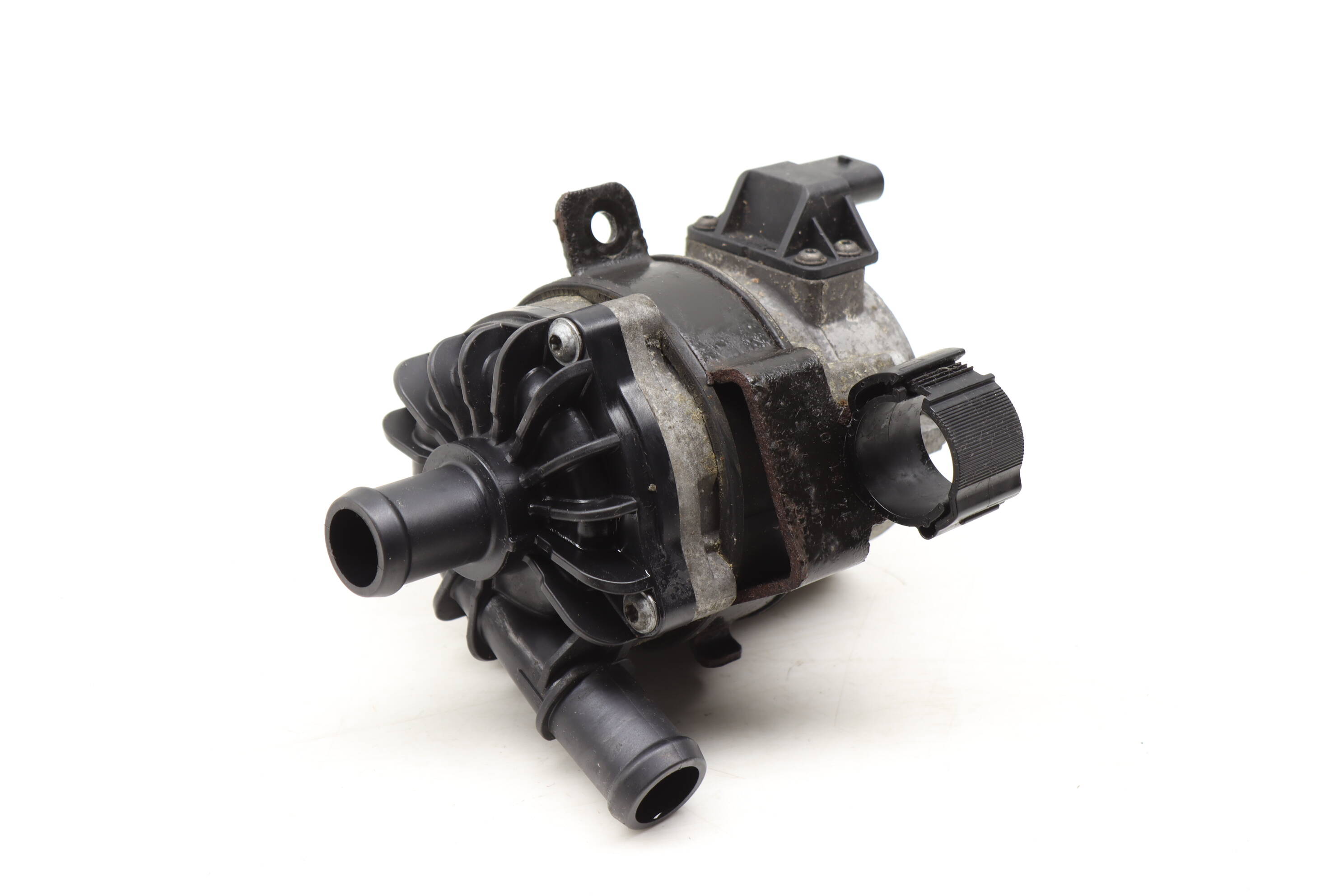 Audi Coolant / Water Pump (A5 Quattro, Q7, S5, S4, A5) 8K0965567