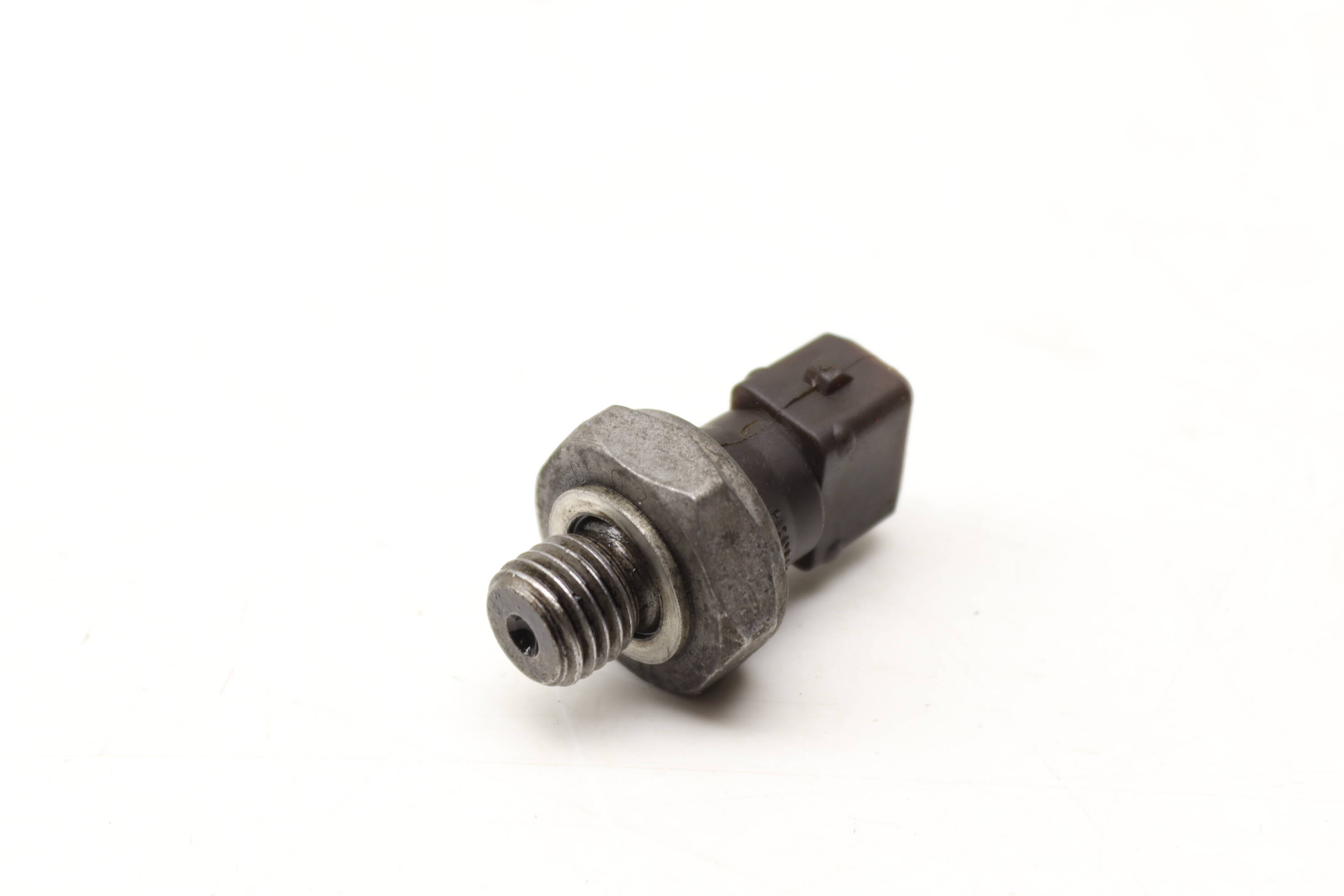 BMW Engine Oil Pressure Switch / Sensor 12617568480