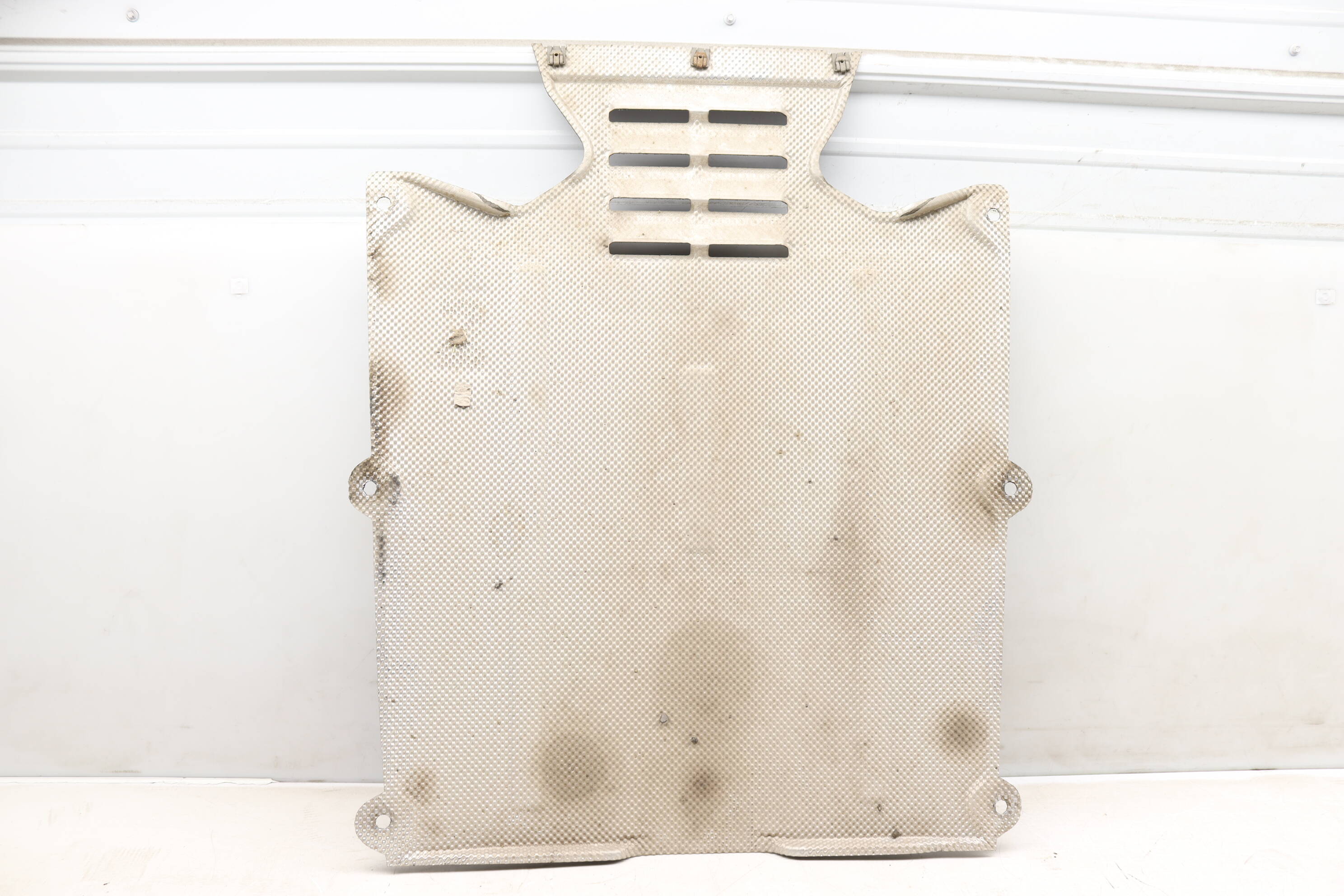 Porsche Rear Underbody Shield Panel / Liner (Center) 95B825209A