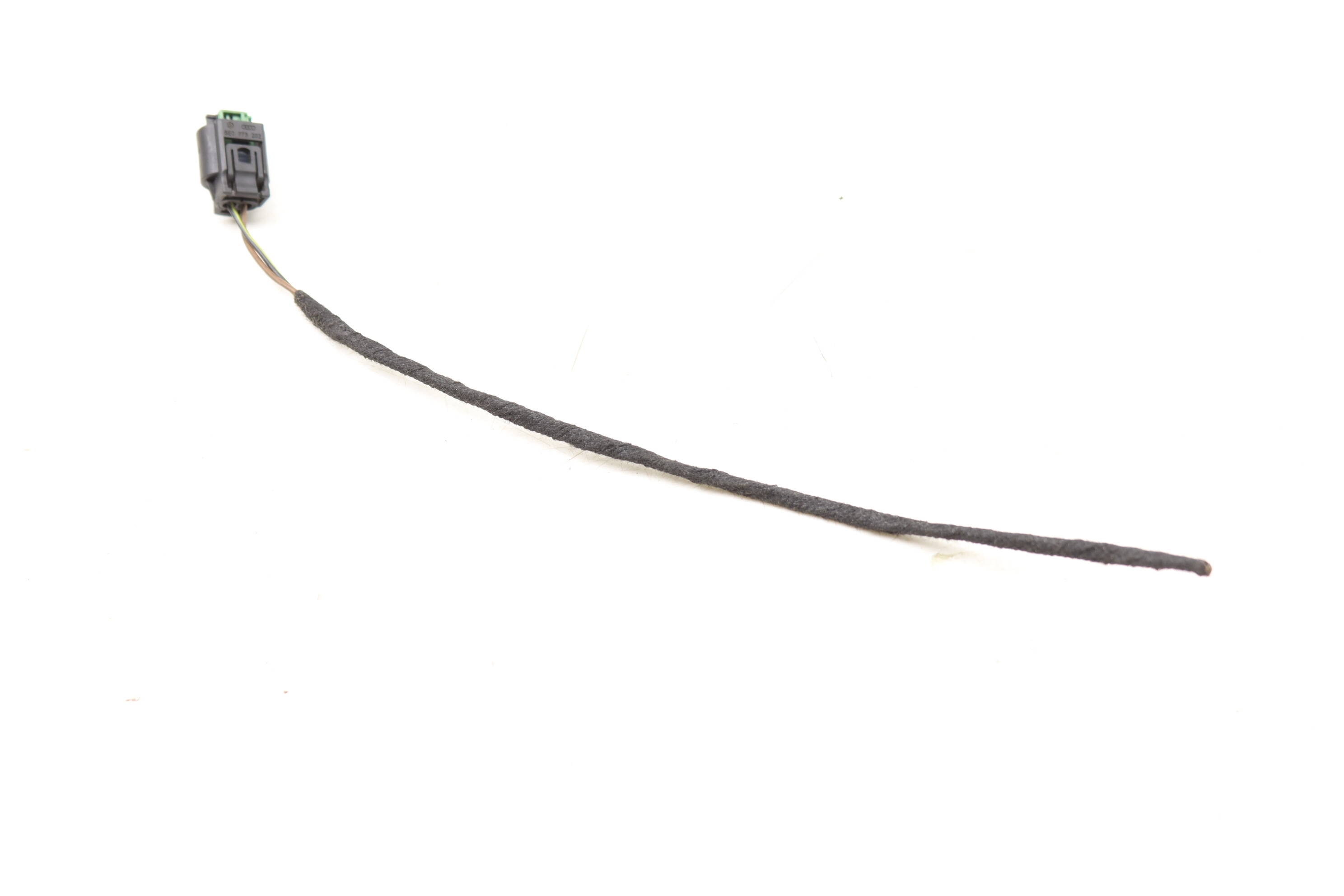 Audi Washer Nozzle Wiring Connector / Pigtail (2-Pin) 8E0973202
