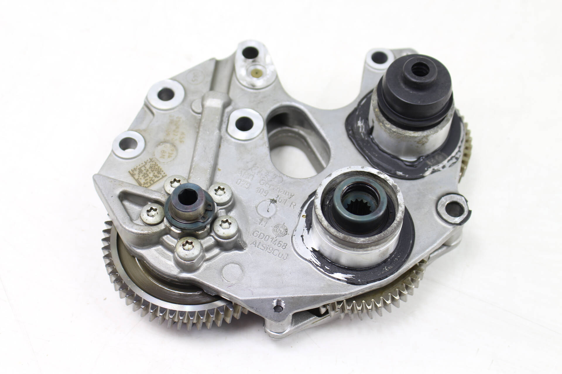 OIL PUMP / AC / STEERING GEAR DRIVE UNIT - AUDI S5 - 079109359CC