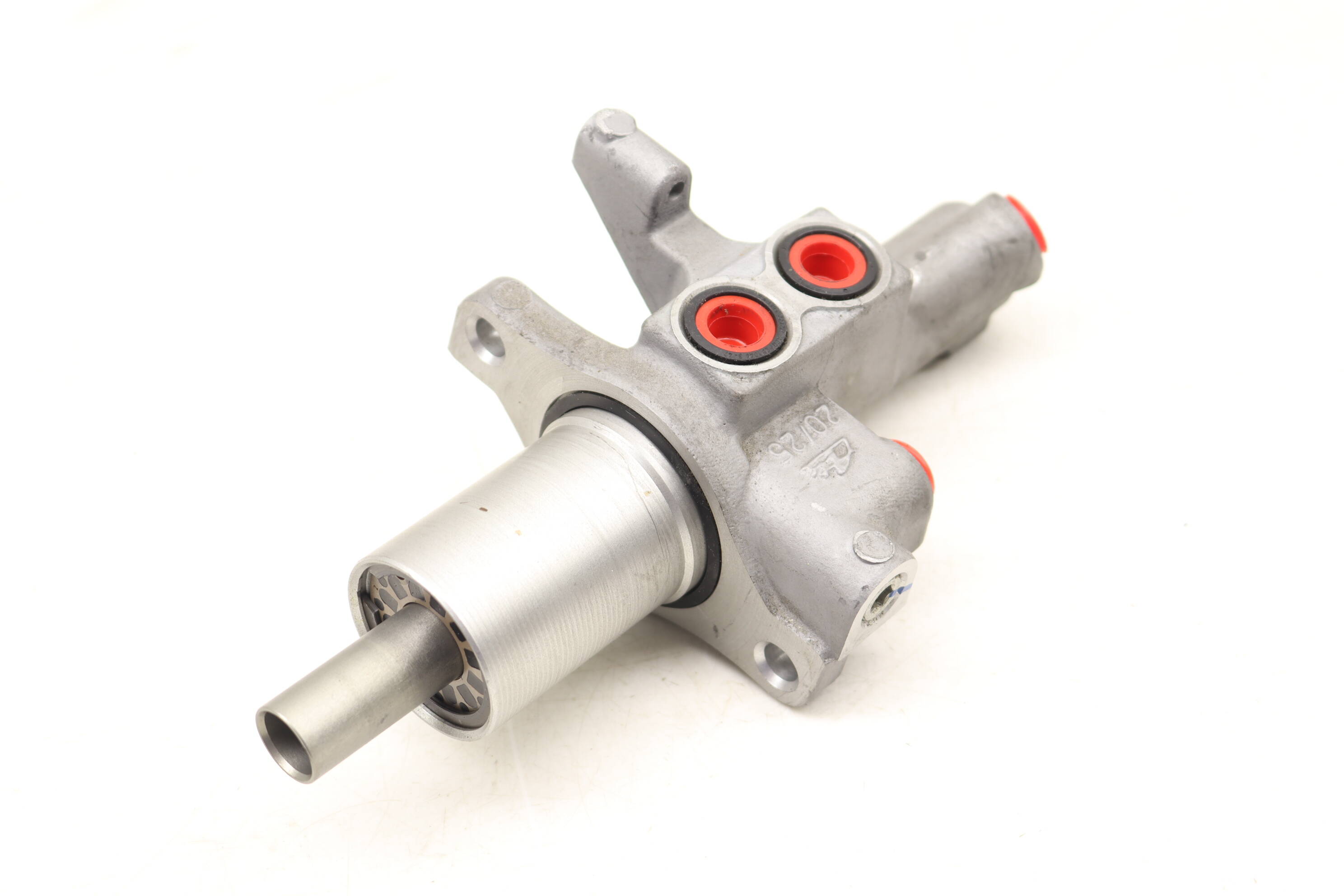 Mercedes-Benz Brake Master Cylinder 2044300501