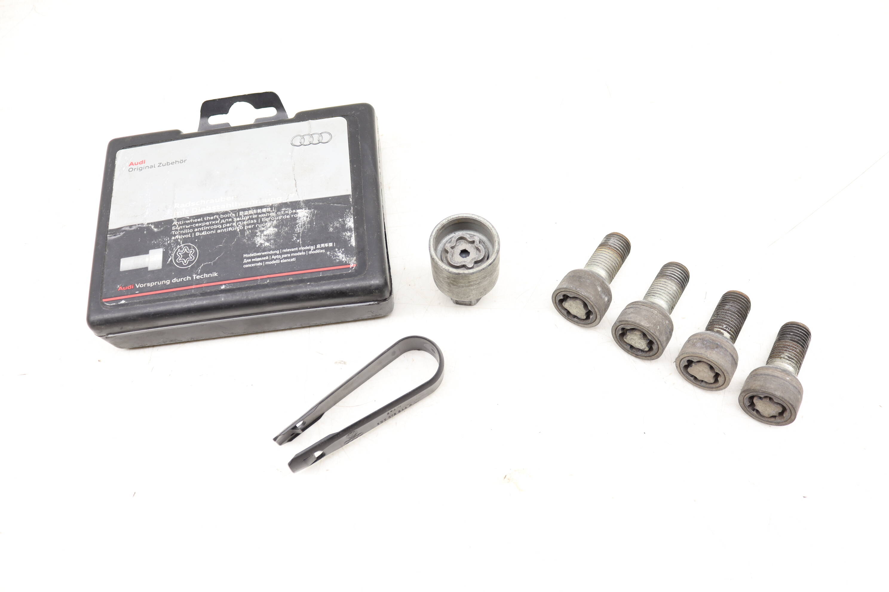 Audi Locking Lug Nut / Bolt Set W/ Key 4F0071455