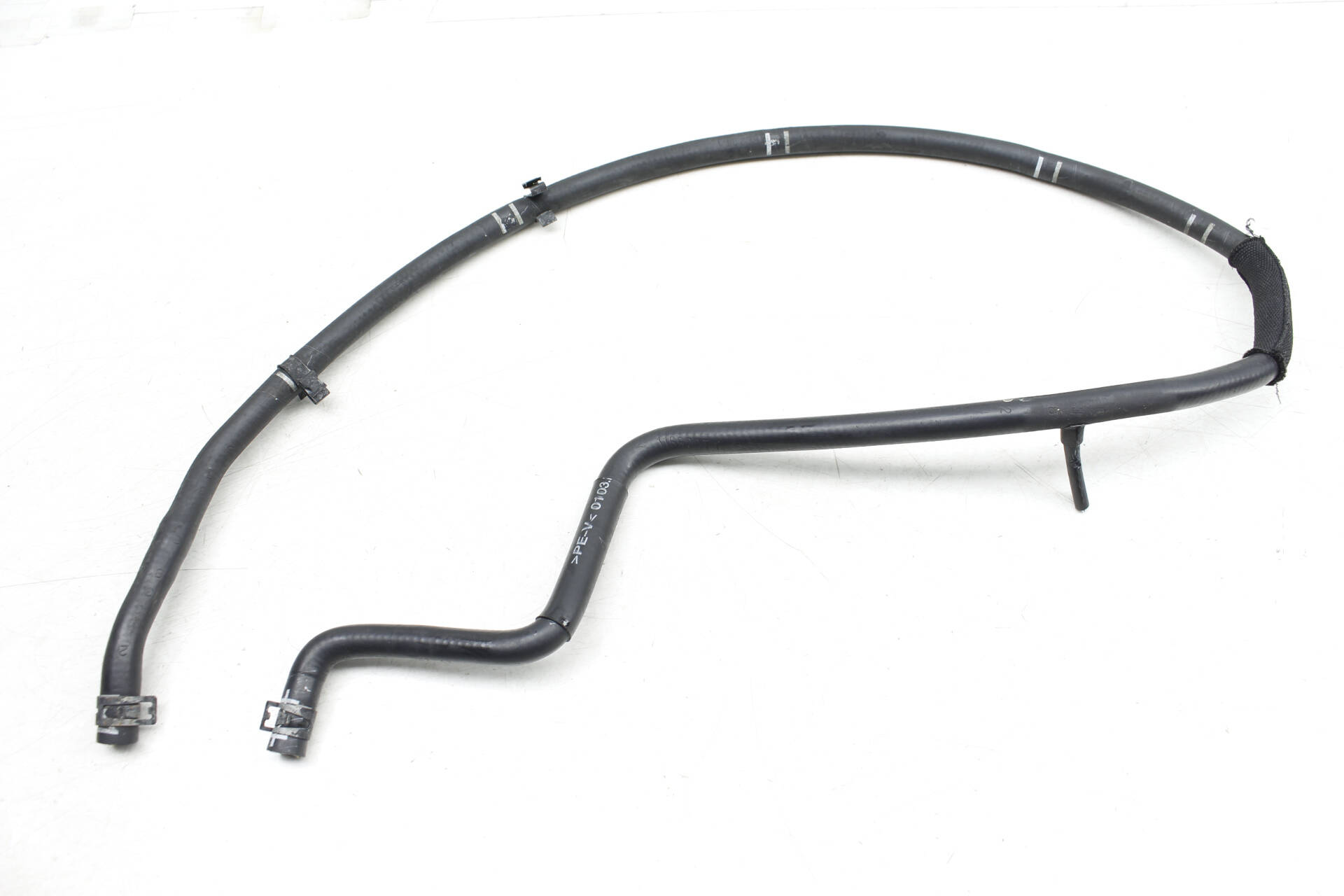 VW Coolant Hose / Line (Touareg) 7L0121156C