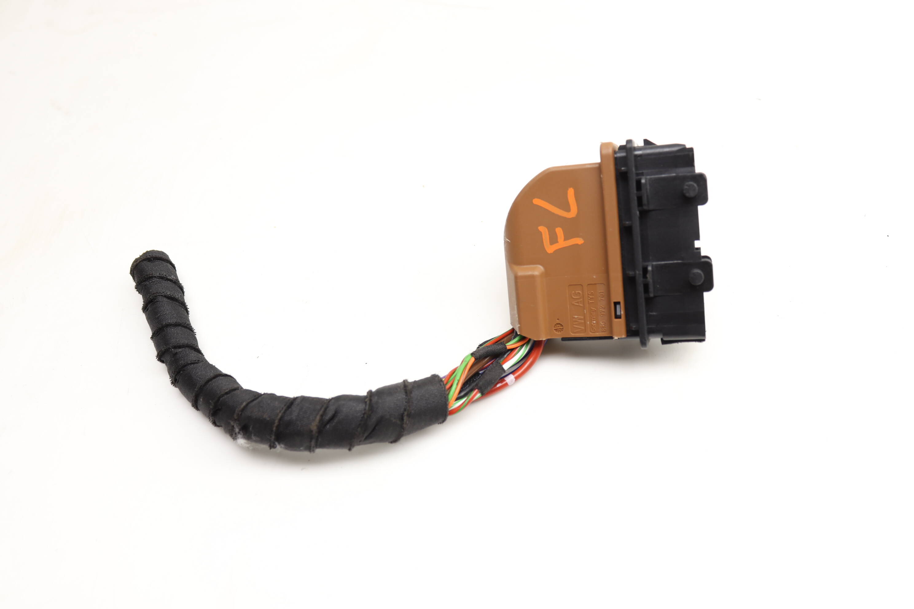 Audi Door Wiring Harness Connector / Pigtail 8R0972701