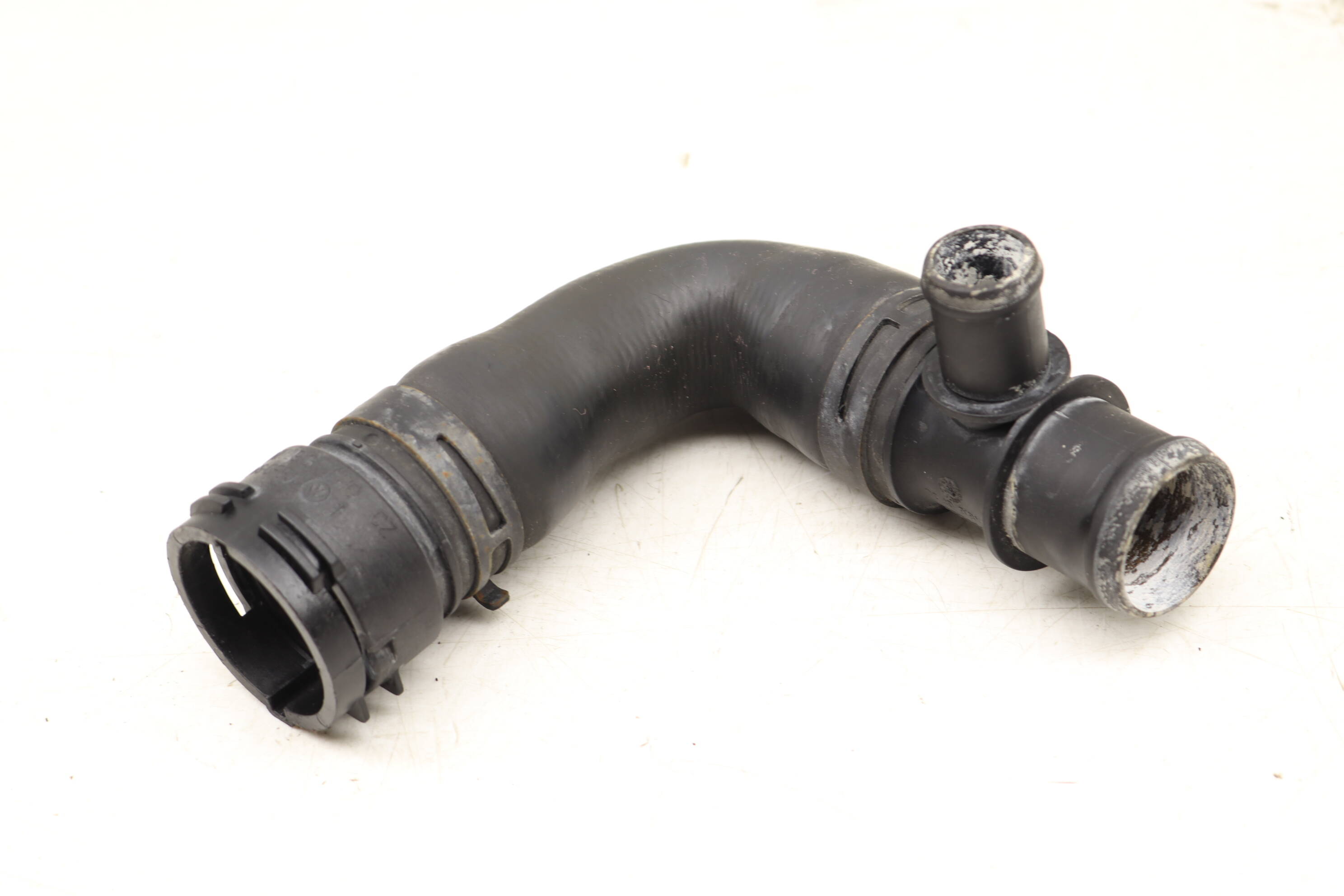 VW Coolant Hose / Line W/ Connector 3B0122291C