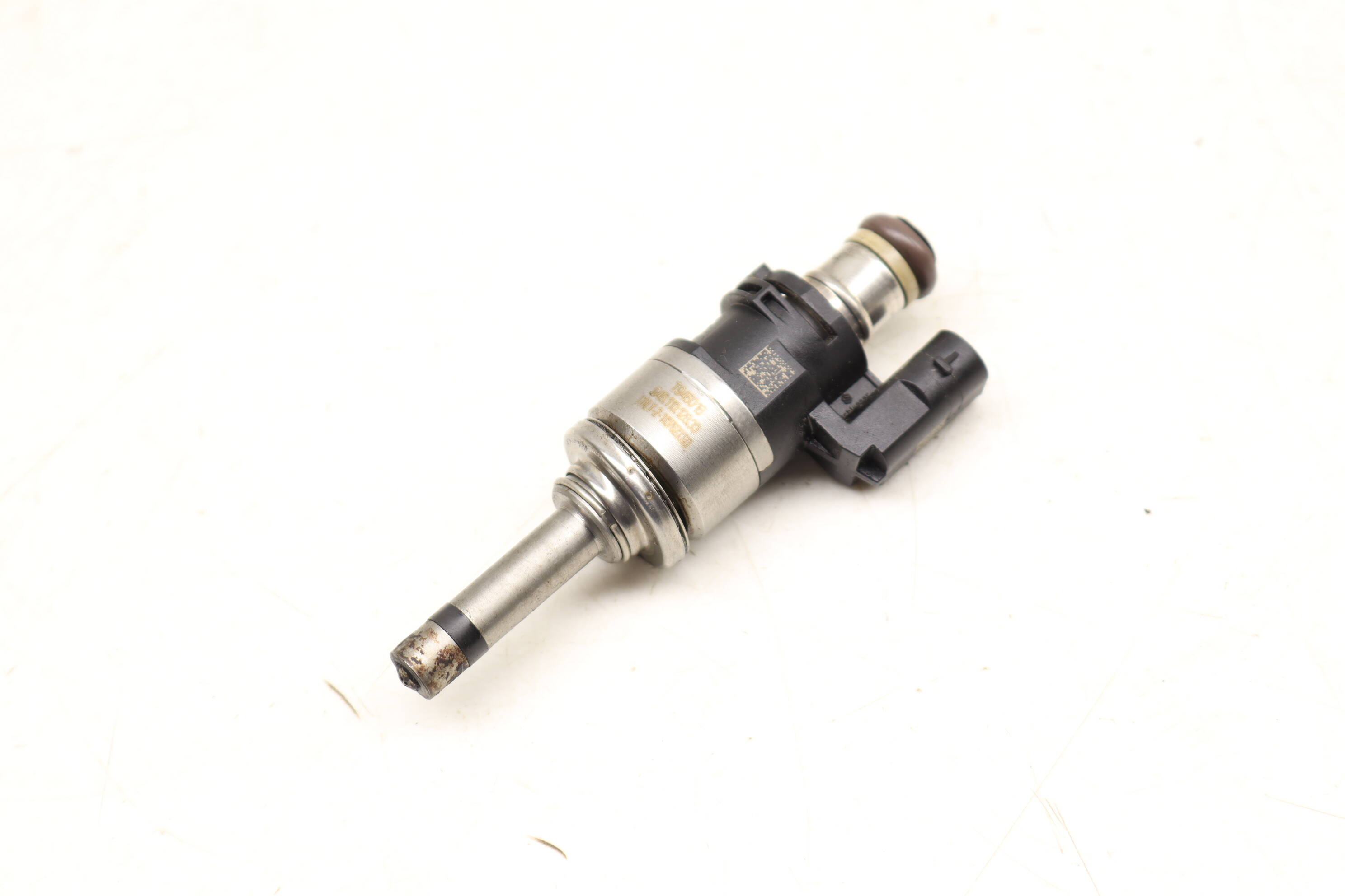 Porsche Fuel Injector (High Pressure) 94611012830