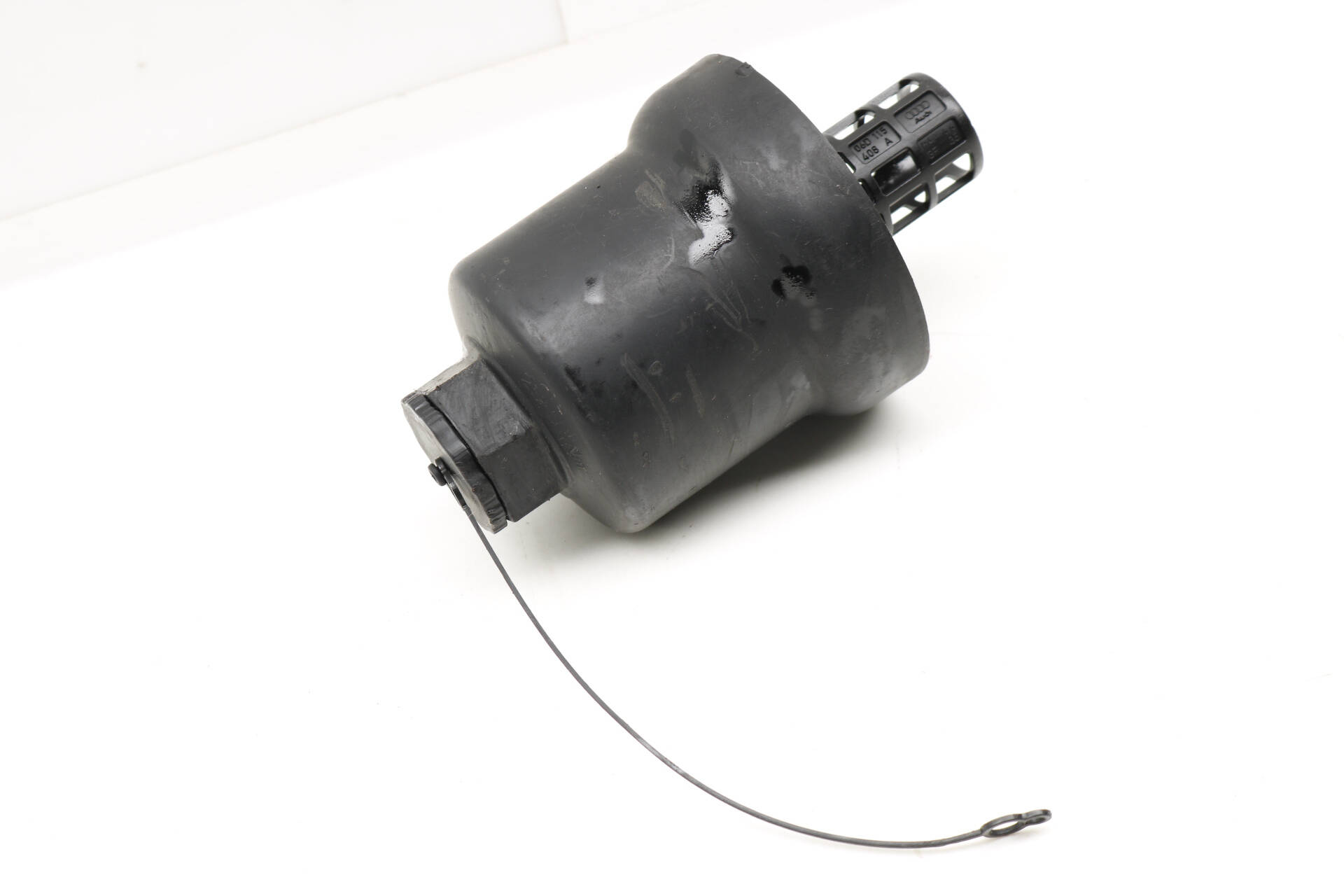 Audi Engine Oil Filter Housing 06D115408B