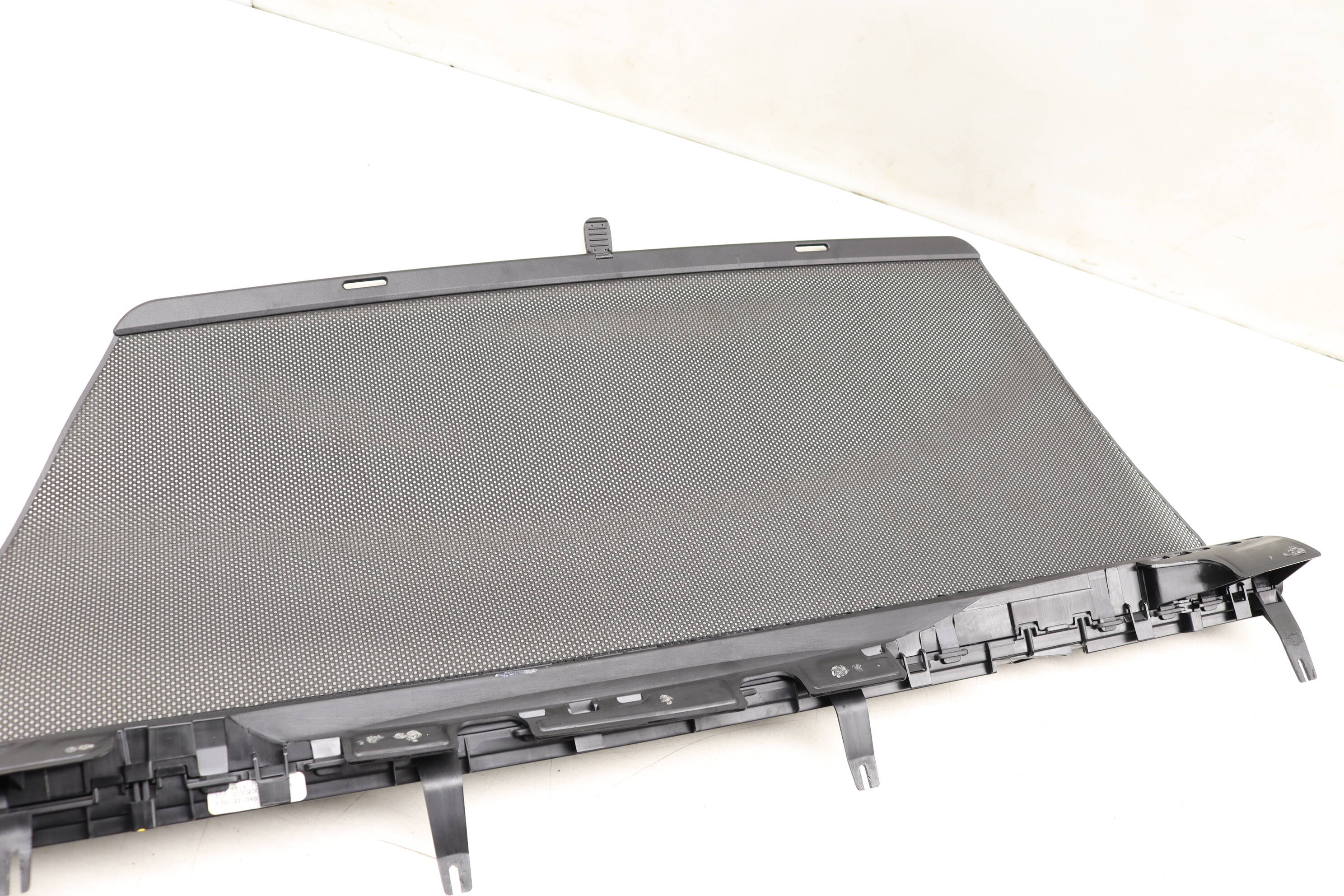 BMW Rear Left Door Window Sunshade / Sun Shade (X5) 51427137211