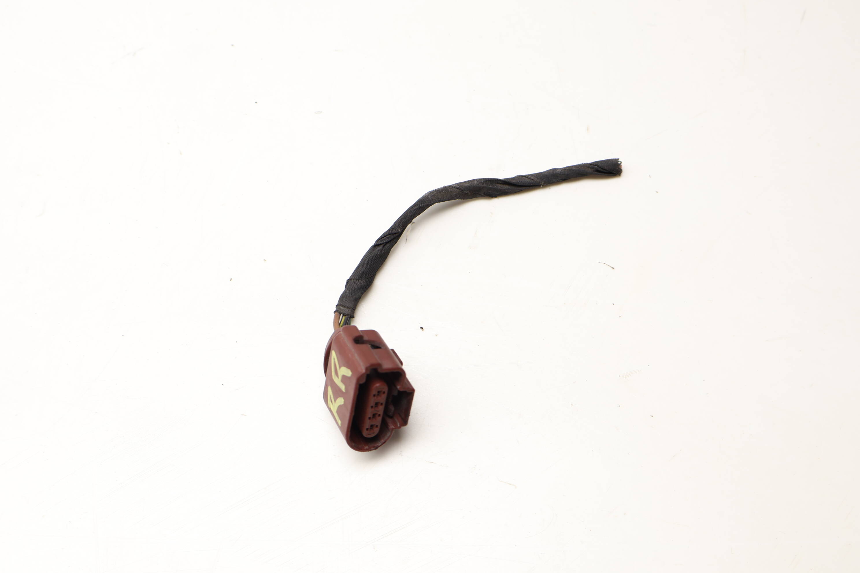 VW 4-Pin Wire Connector / Pigtail 8K0973704A