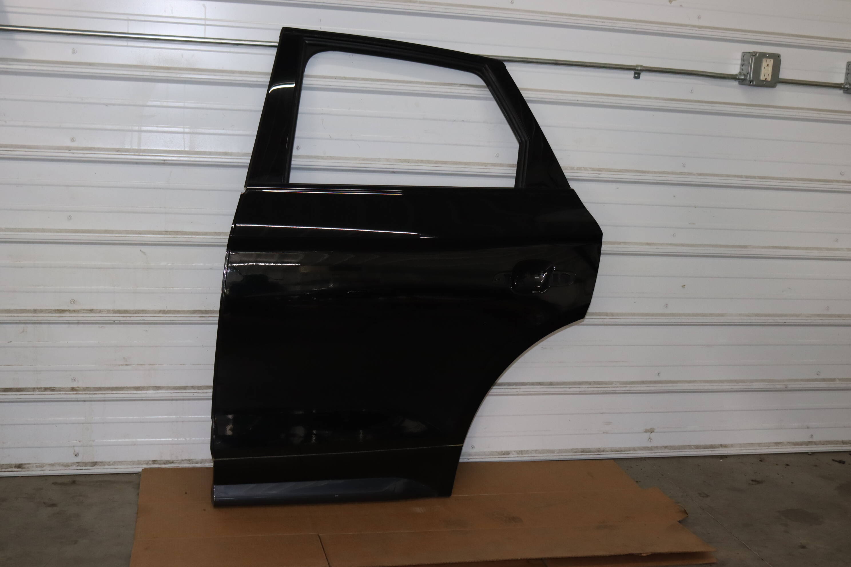 Audi Rear Left Door Shell / Skin (SQ5, Q5) 80A833051C