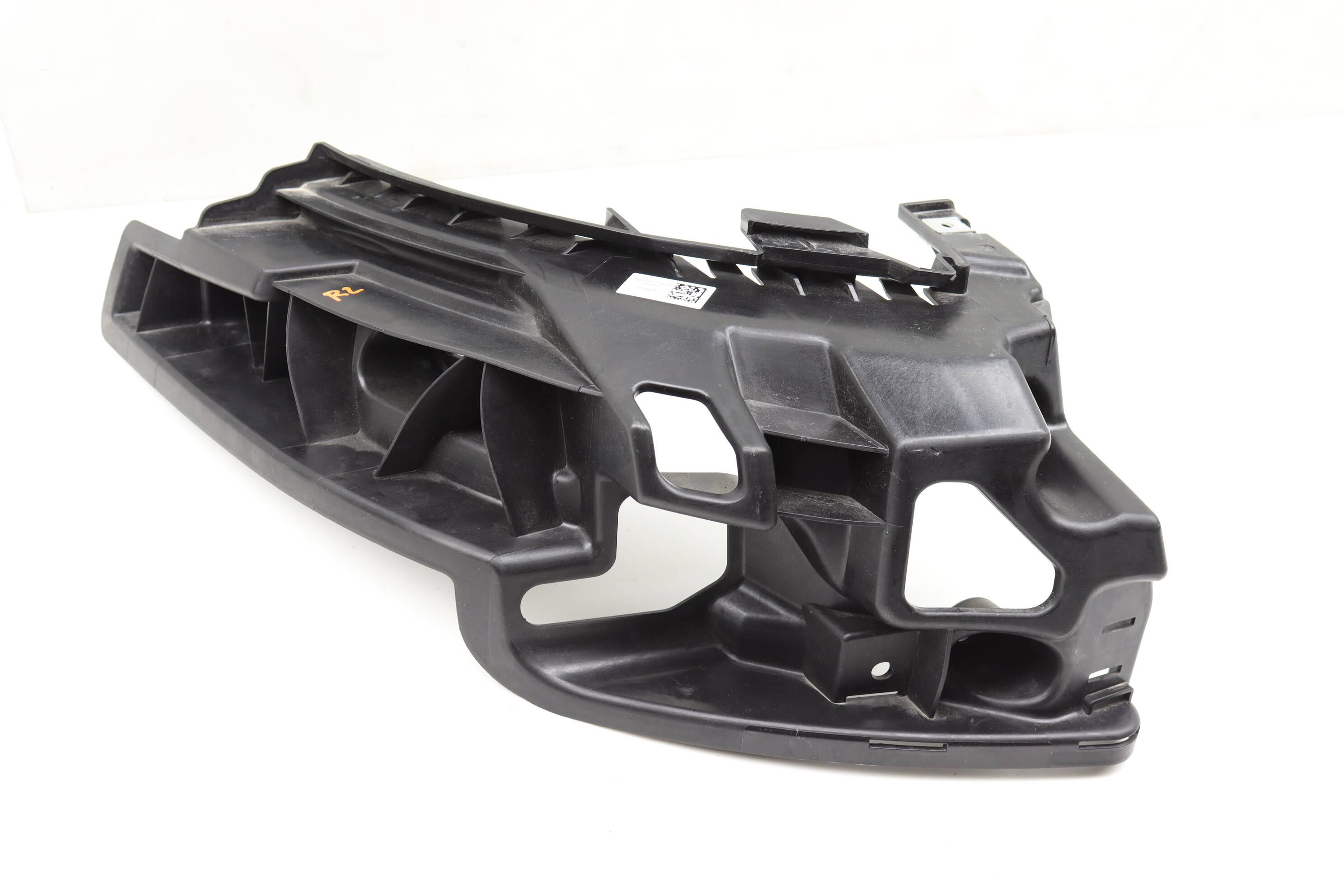 Porsche Rear Left Bumper Mount Bracket (Taycan) 9J1807017