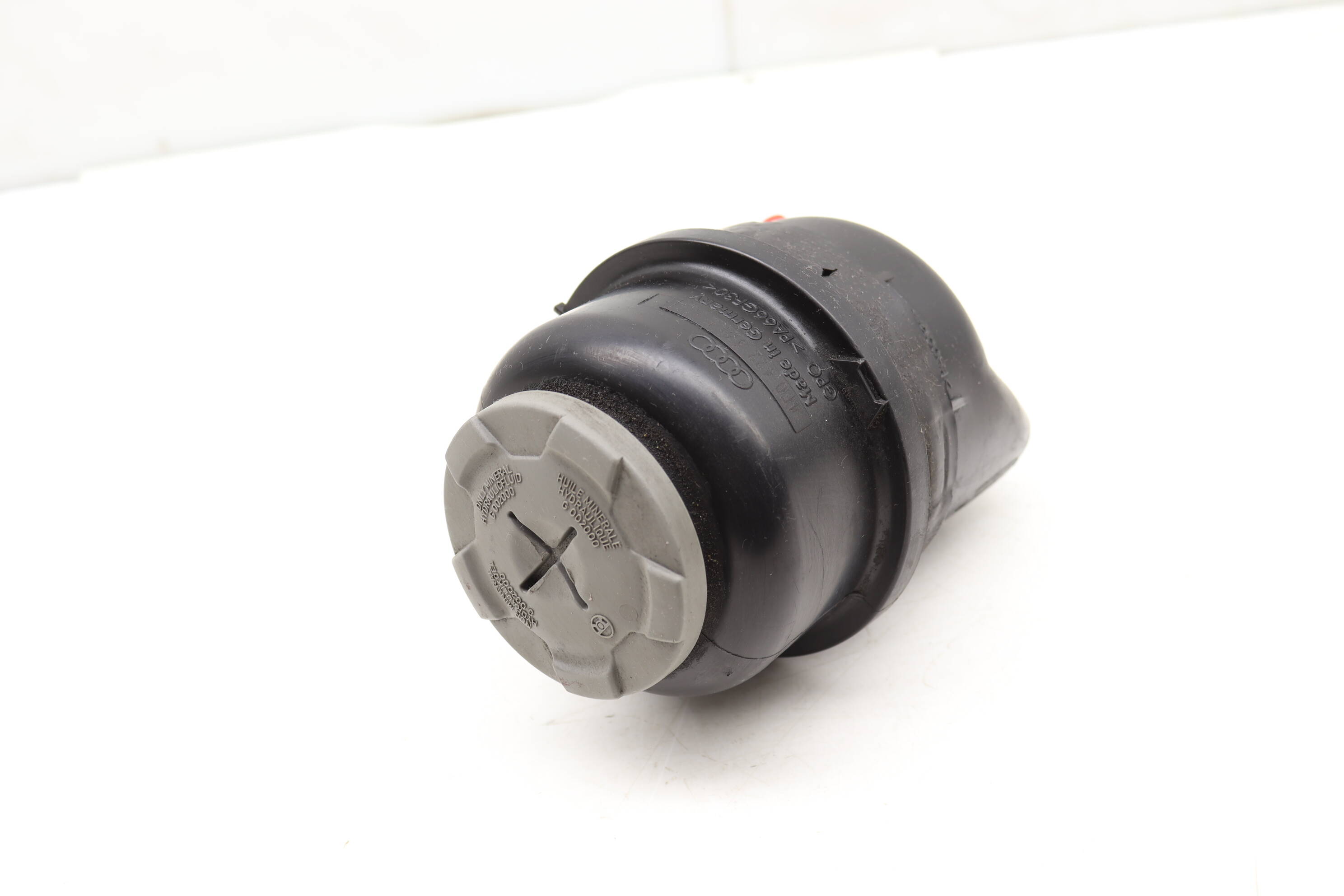 Audi Power Steering Reservoir / Tank 4F0422371E