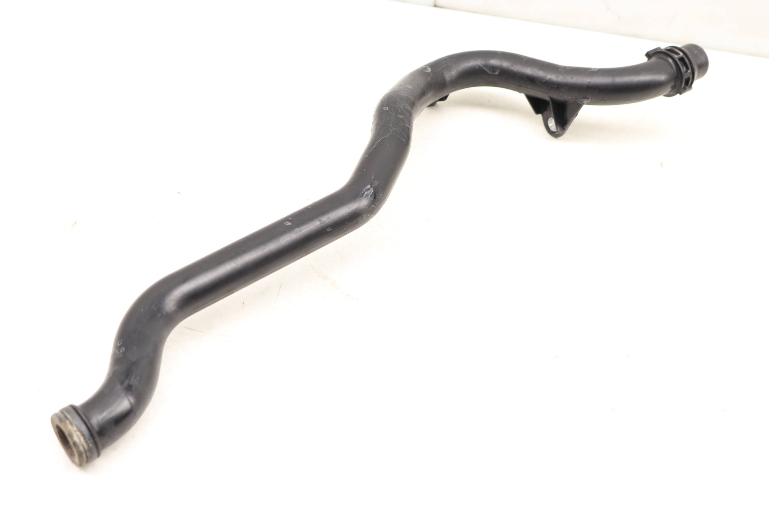 COOLANT HOSE / LINE - AUDI A4 A5 A6 A7 A8 PORSCHE CAYENNE PANAMERA VW
