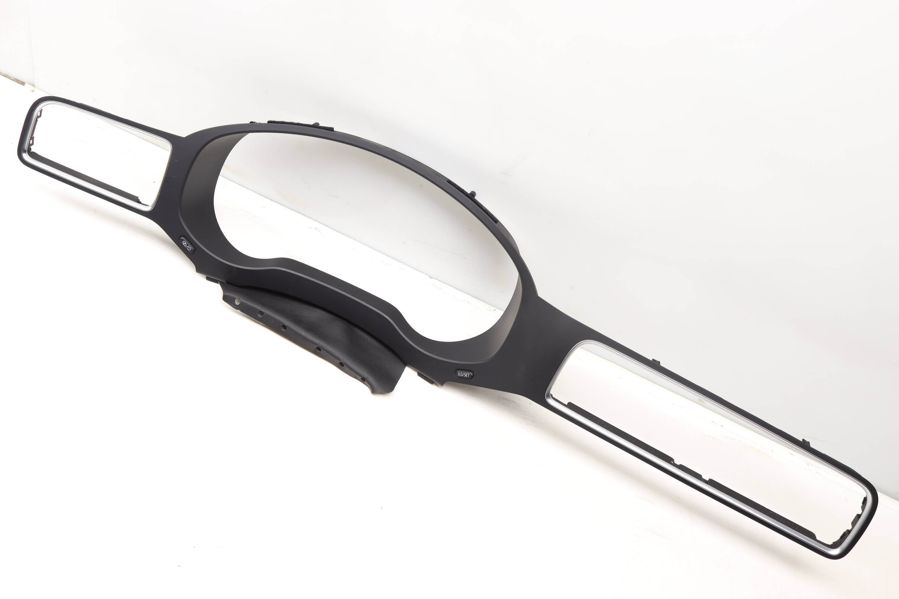 INSTRUMENT CLUSTER BEZEL / DASH TRIM - VW JETTA - 5C7857059E