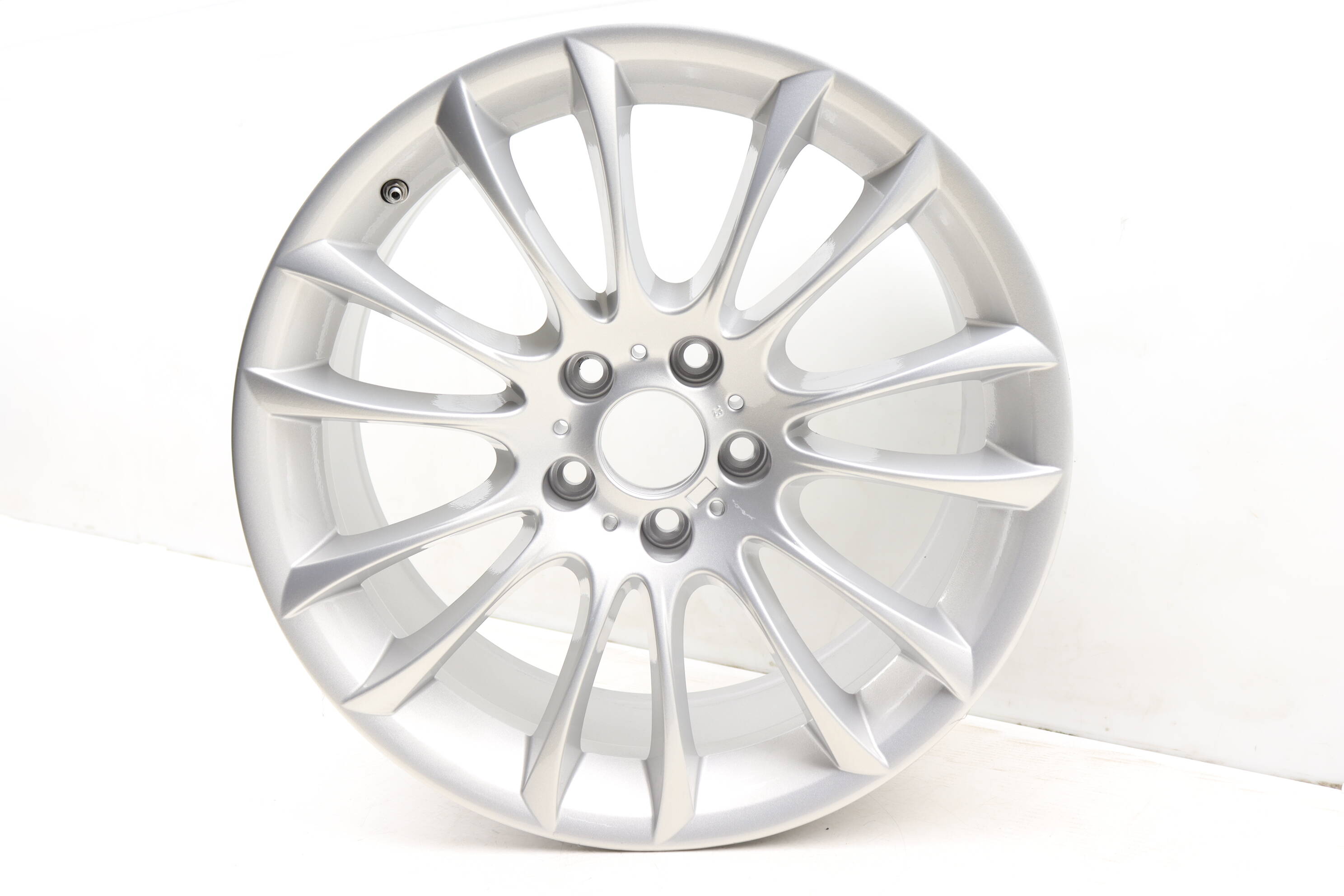 BMW Front 19" Inch Alloy Rim / Wheel (7 V-Spoke) 36117841819