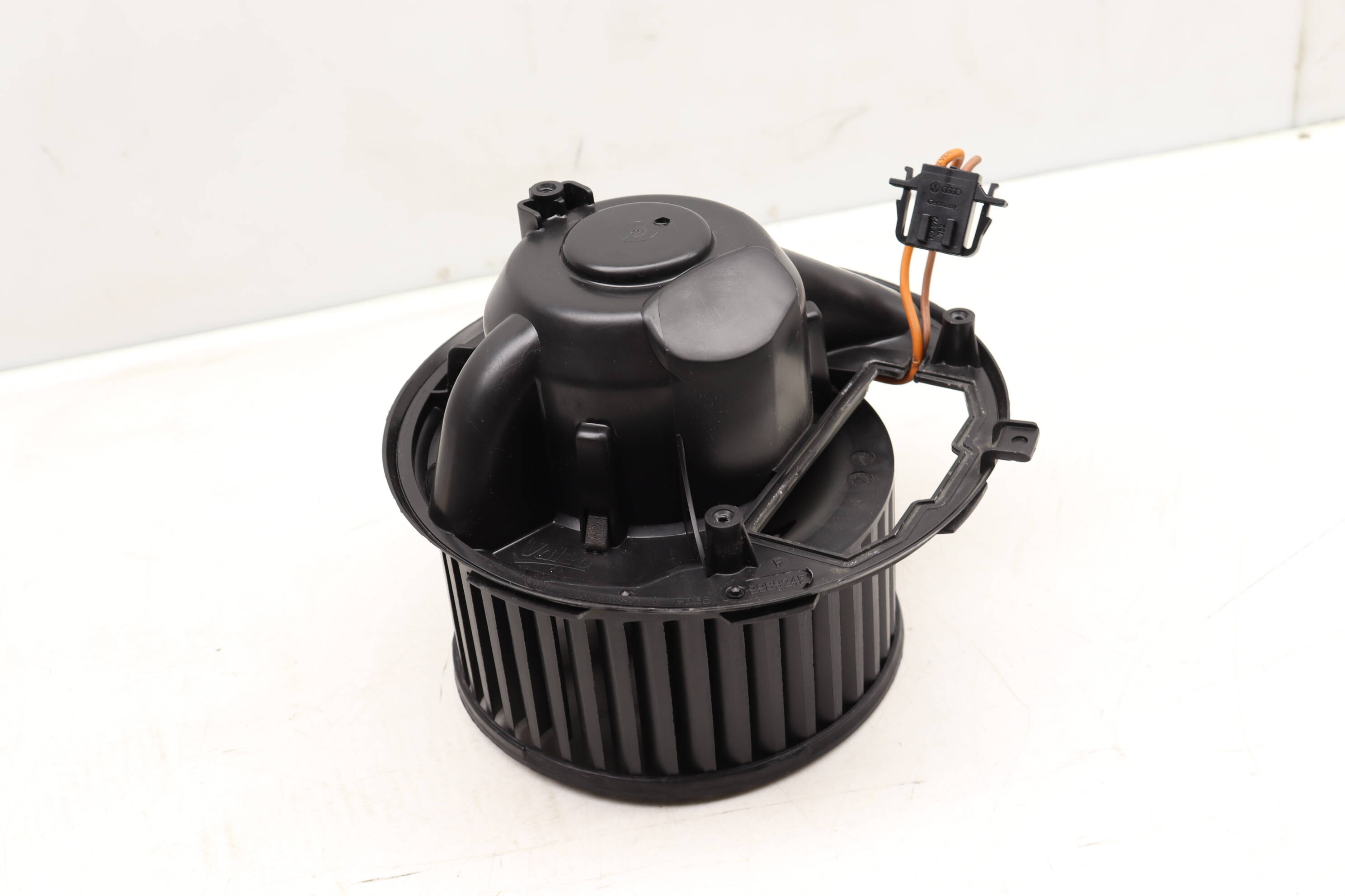 VW Blower Motor / Fan (Golf, GTI, Eos, CC, Jetta) 1K1820015P