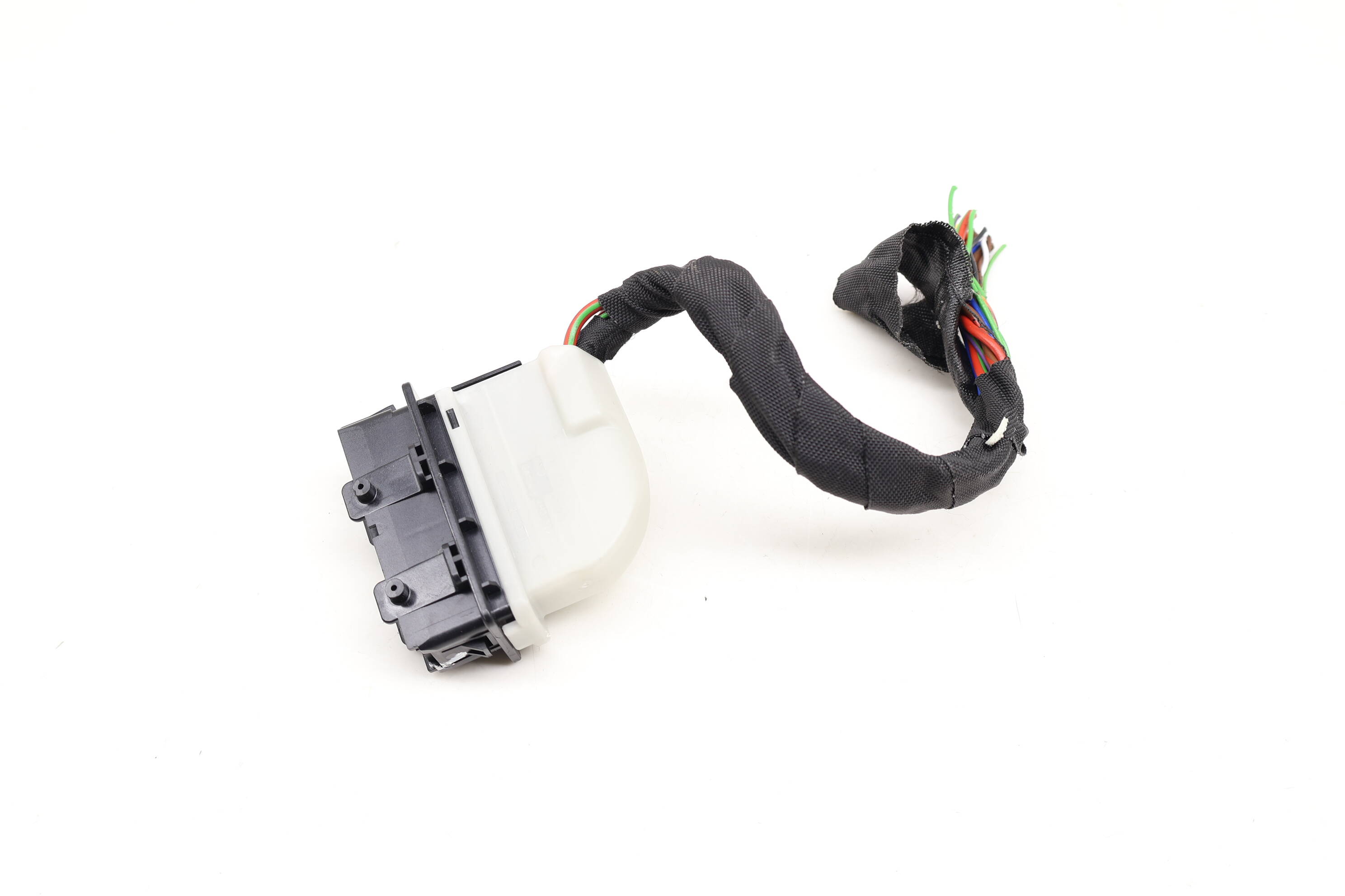 Audi Door Wiring Harness Connector / Pigtail 4H0972701
