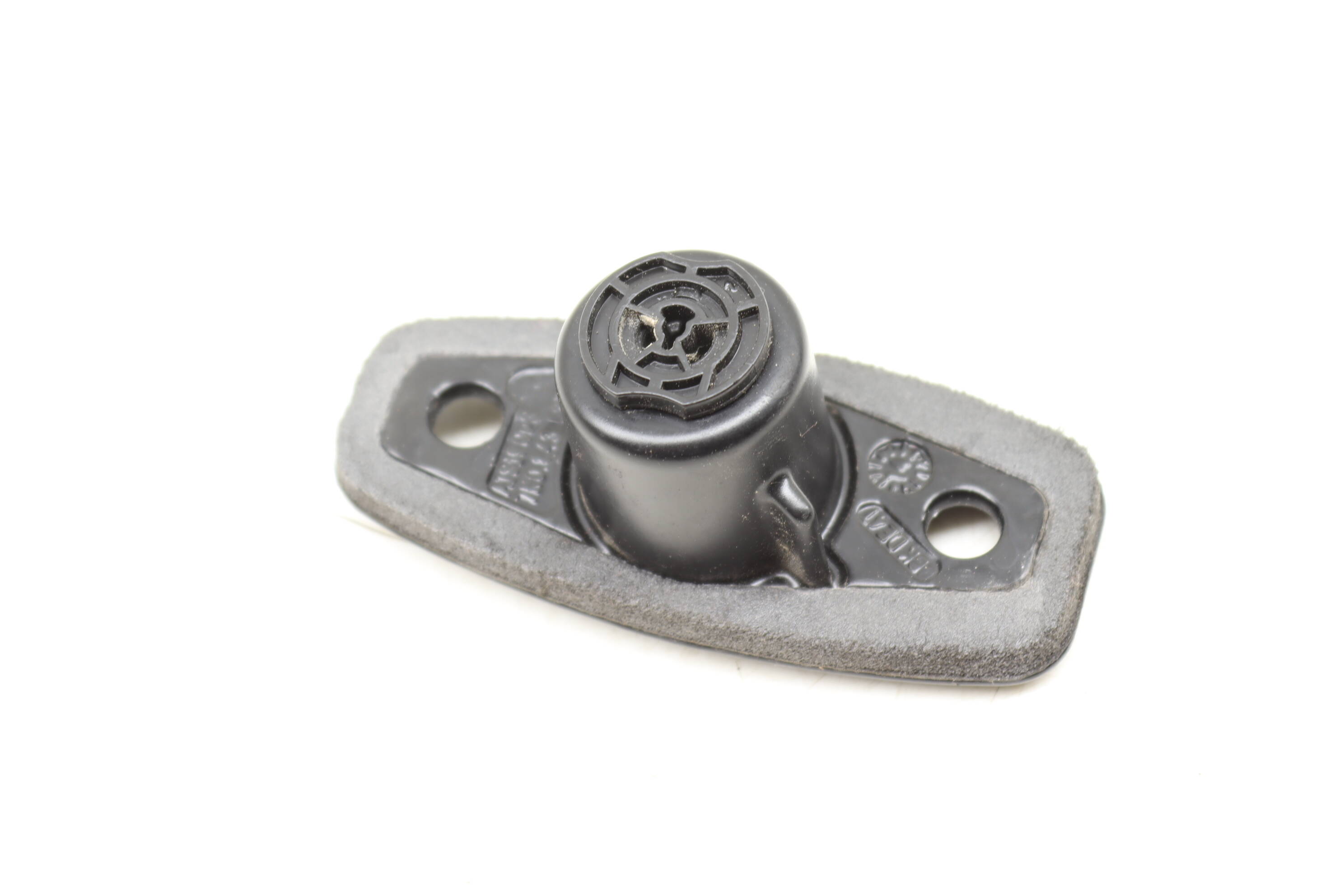 Porsche Left Hood Retaining Plate (Macan) 7N0843637B