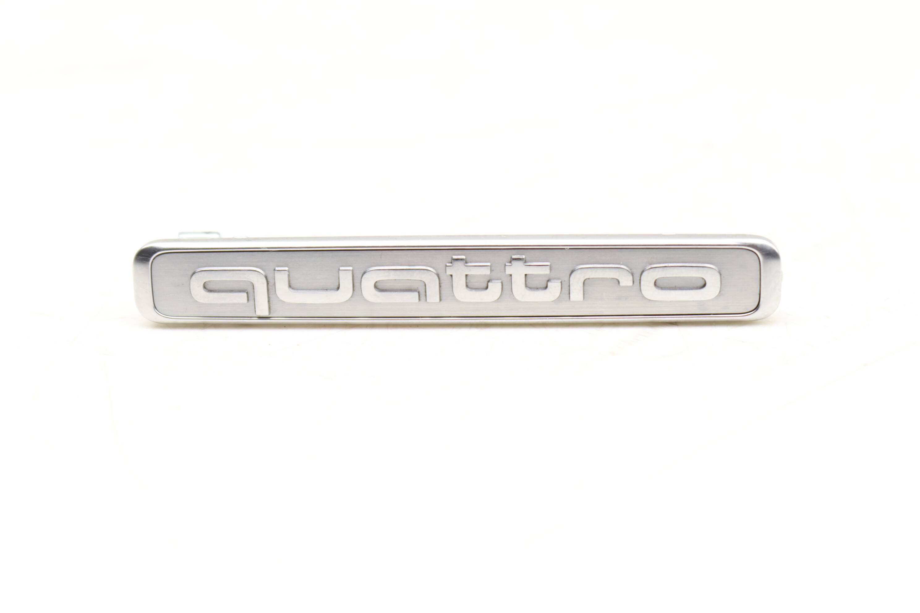 Audi Dash Quattro Badge 8V0853191