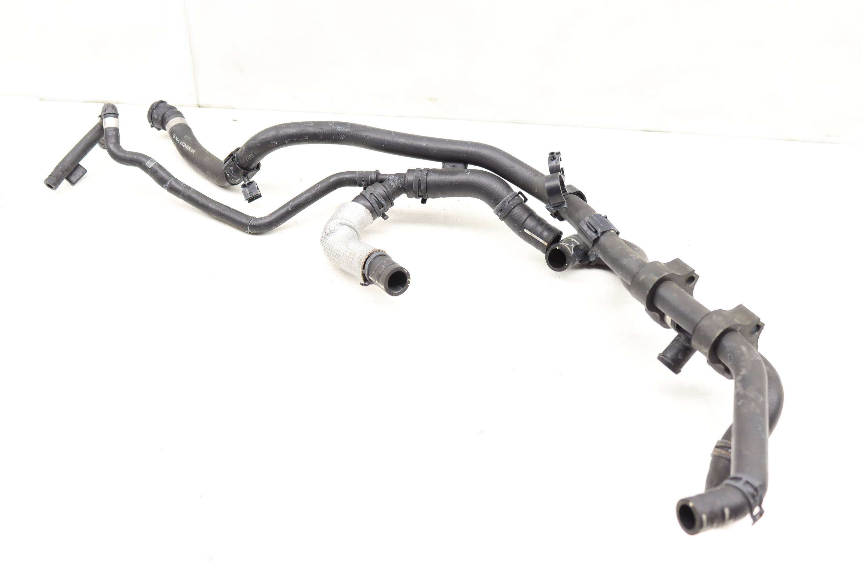 Porsche Coolant Hose / Line Set (Cayenne) 7P0121156K