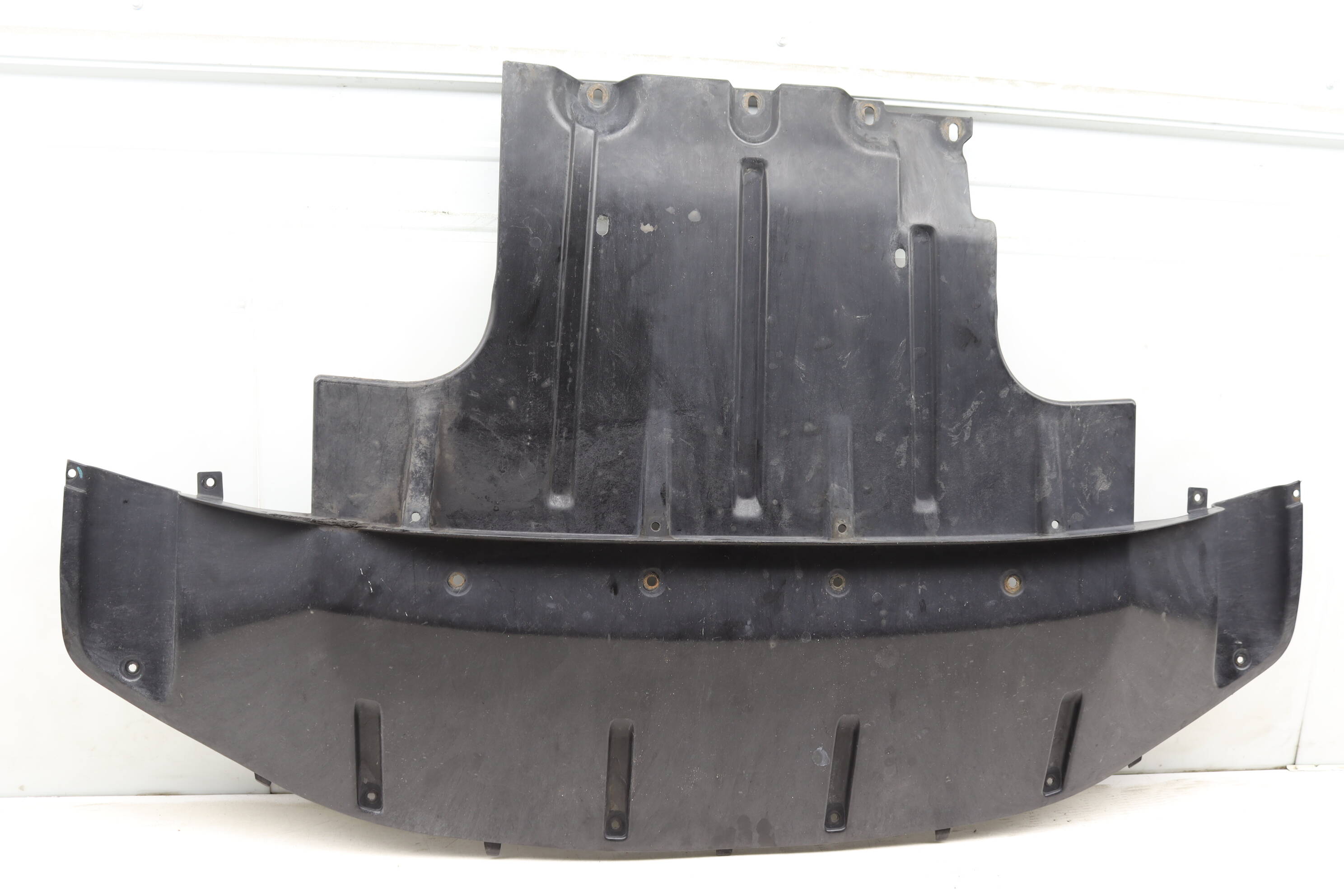 Audi Front Belly Pan / Skid Plate / Sound Baffle (Q7) 7L8825285