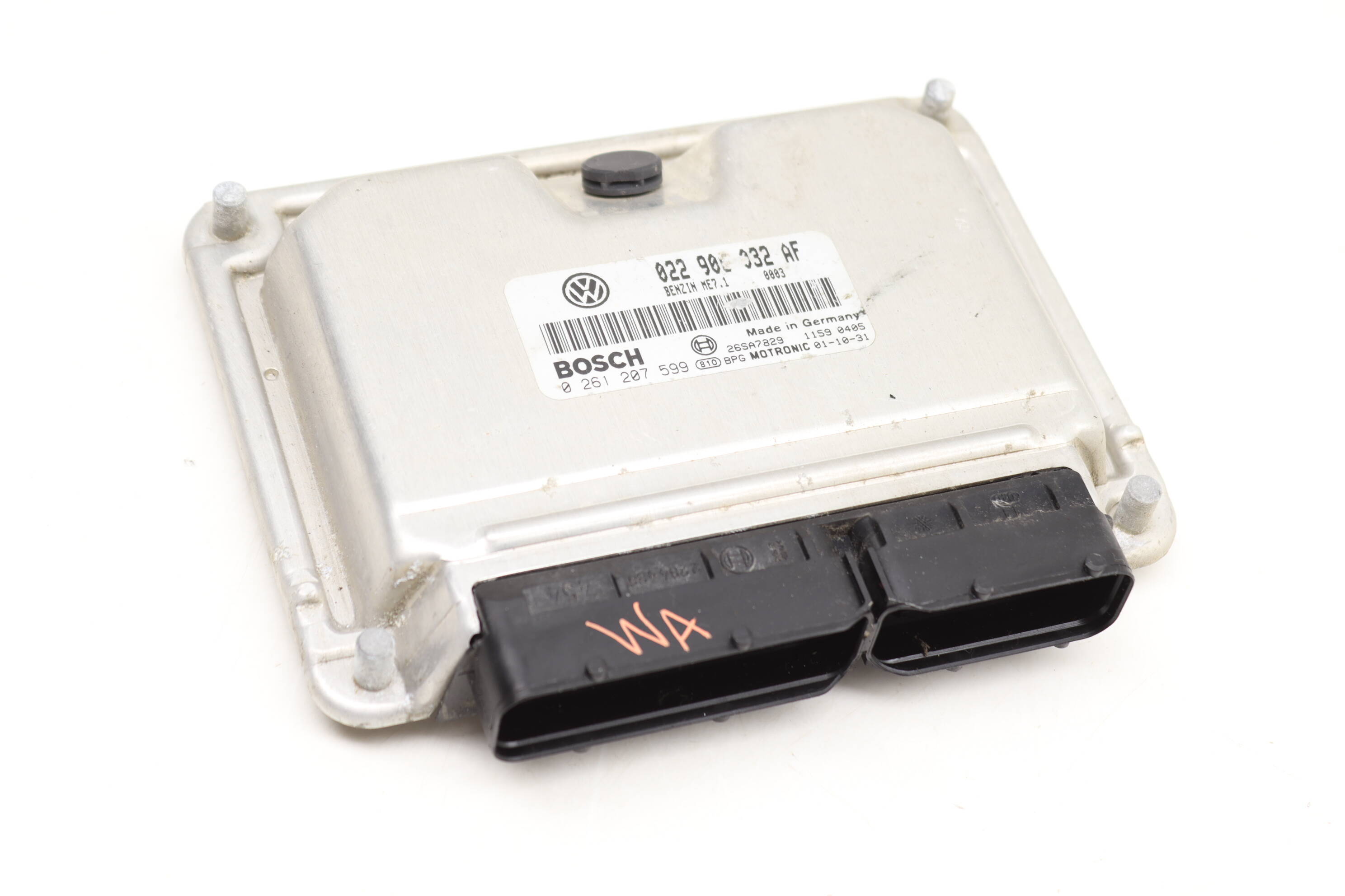 VW Ecu / Ecm / Engine Control Module (EuroVan) 022906032AF