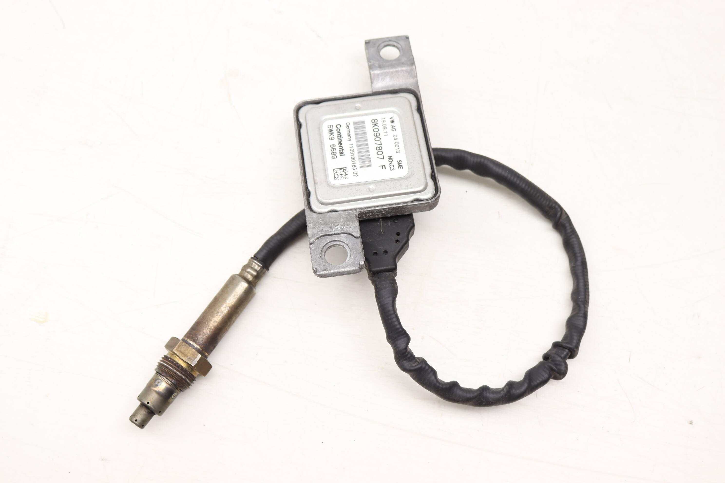 NOX SENSOR - AUDI A6 A7 VW TOUAREG - 8K0907807F