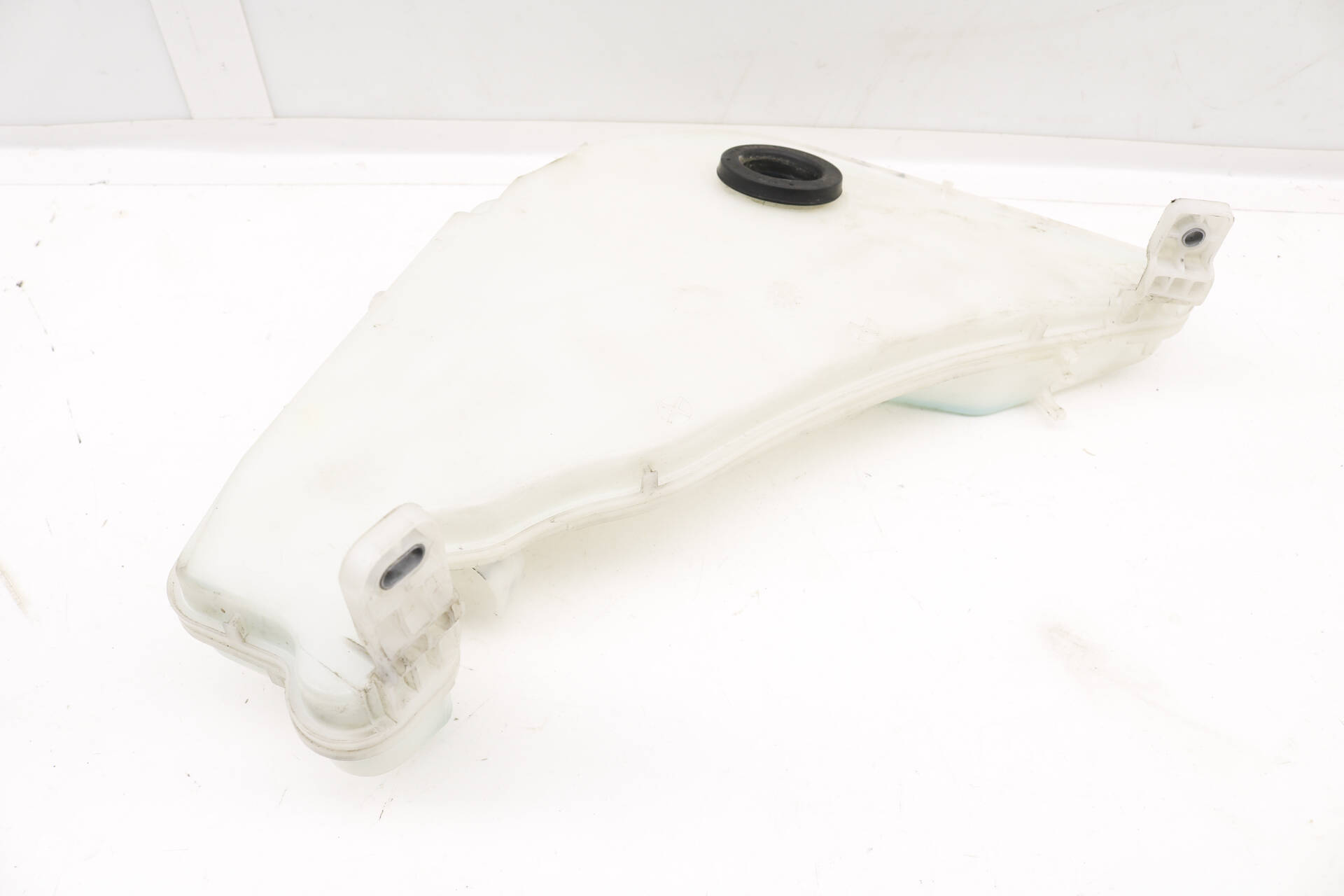 Audi Windshield Washer Tank / Reservoir 4G8955451E
