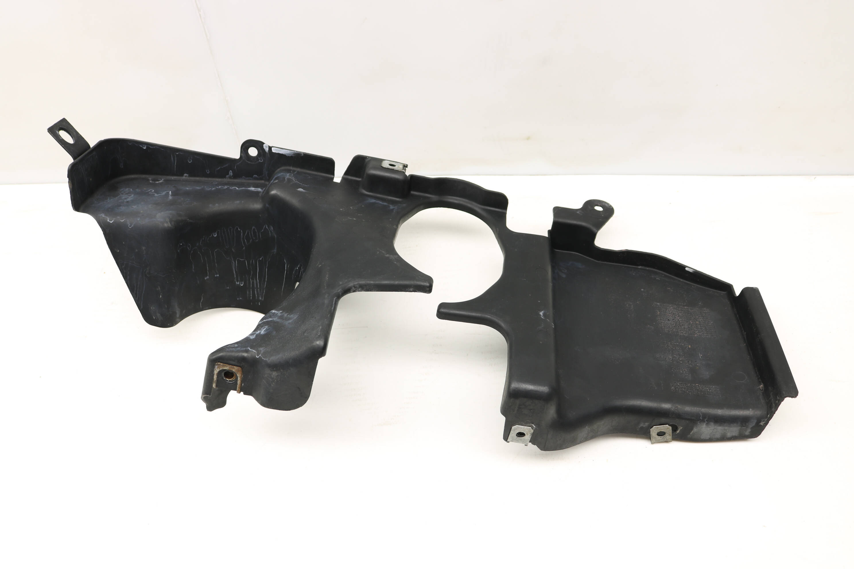 BMW Left Steering Rack / Gear Cover 51717203991